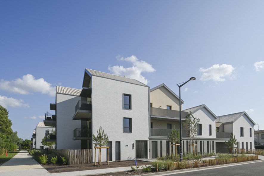 Collective dwellings and individual houses by BELLECOUR Architectes ...