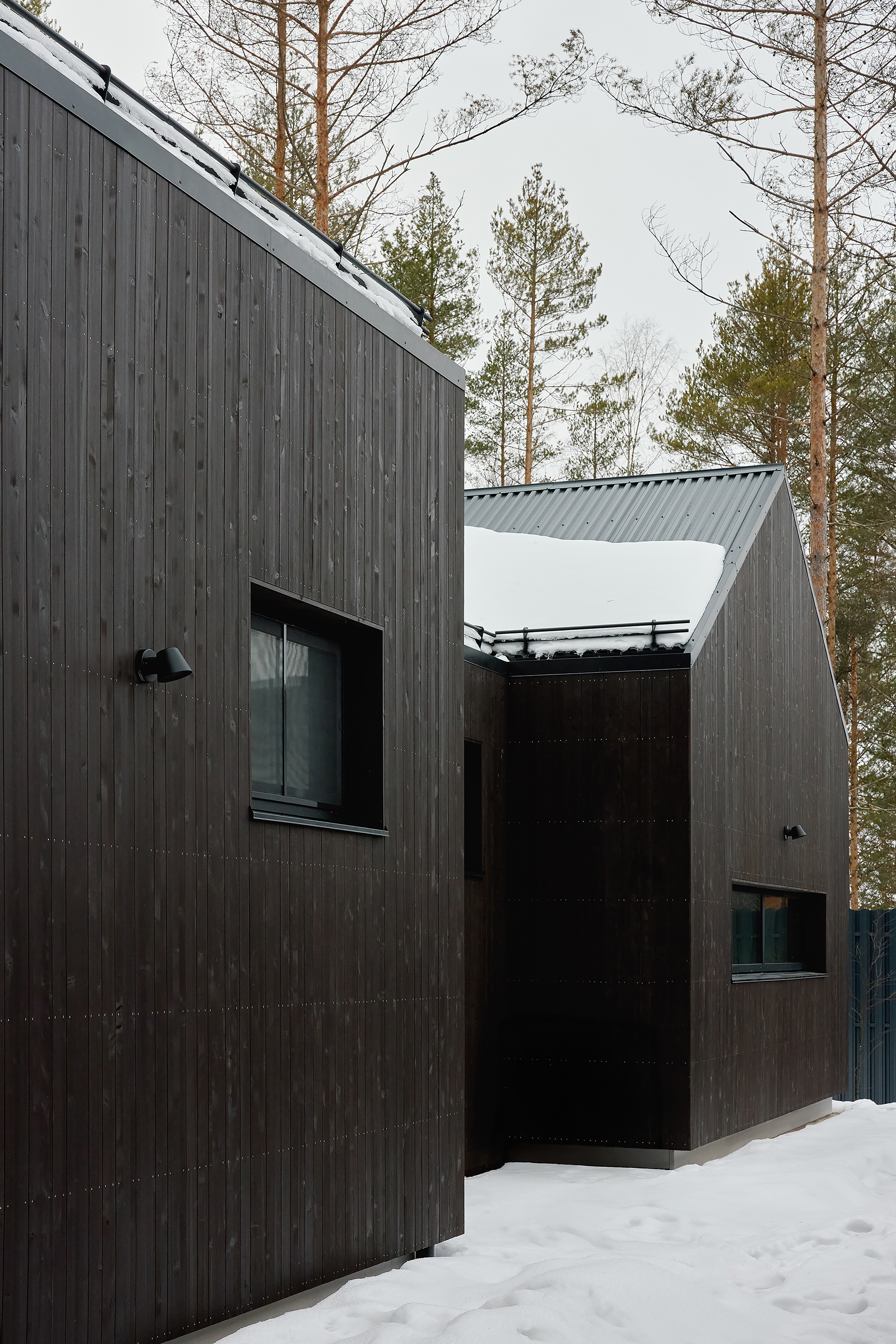 Two-Story Timber Frame Delo House by Delo - Architizer