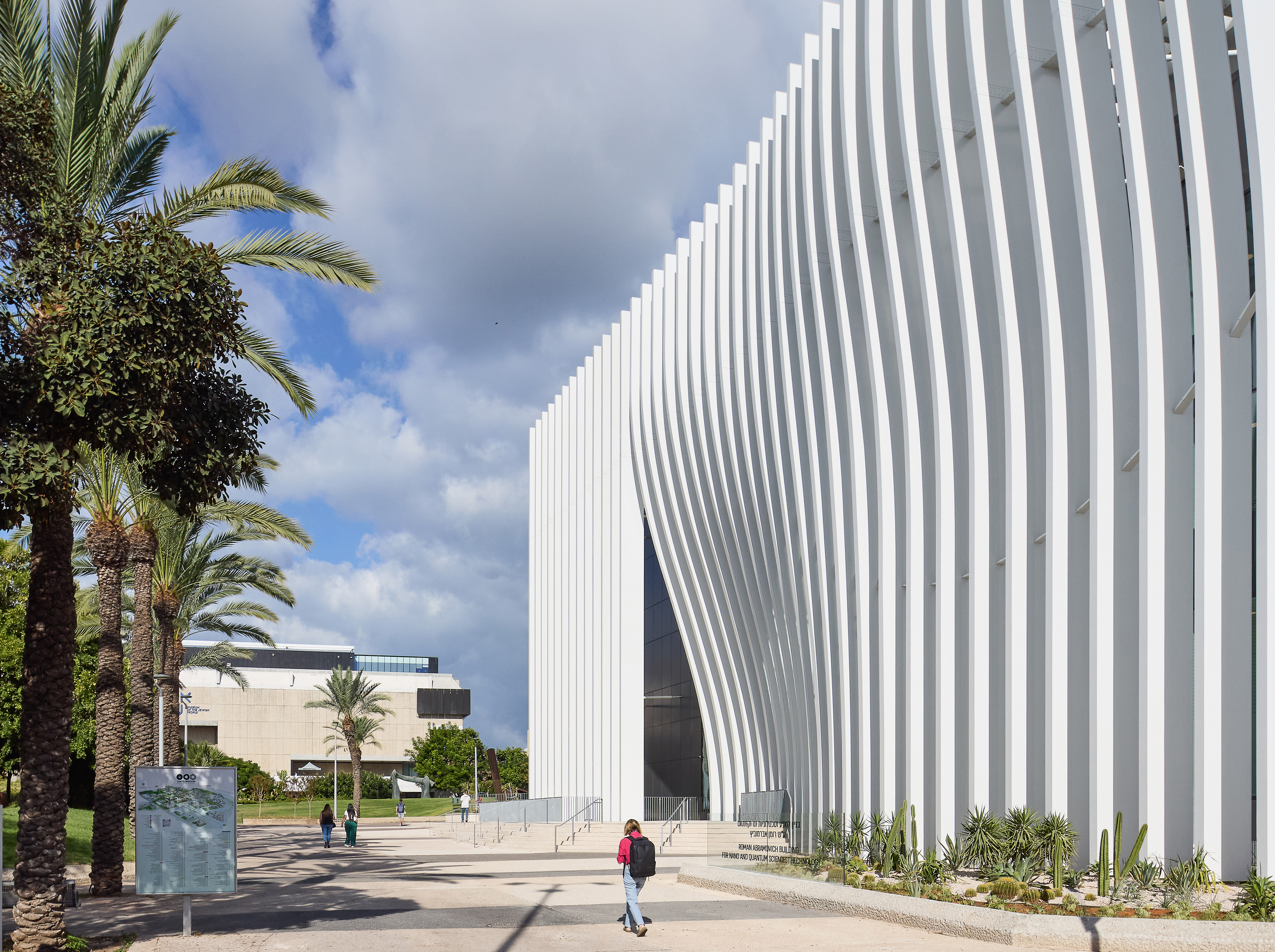 Jan Koum Center for Nanoscience and Nanotechnology by MICHEL RÉMON ...