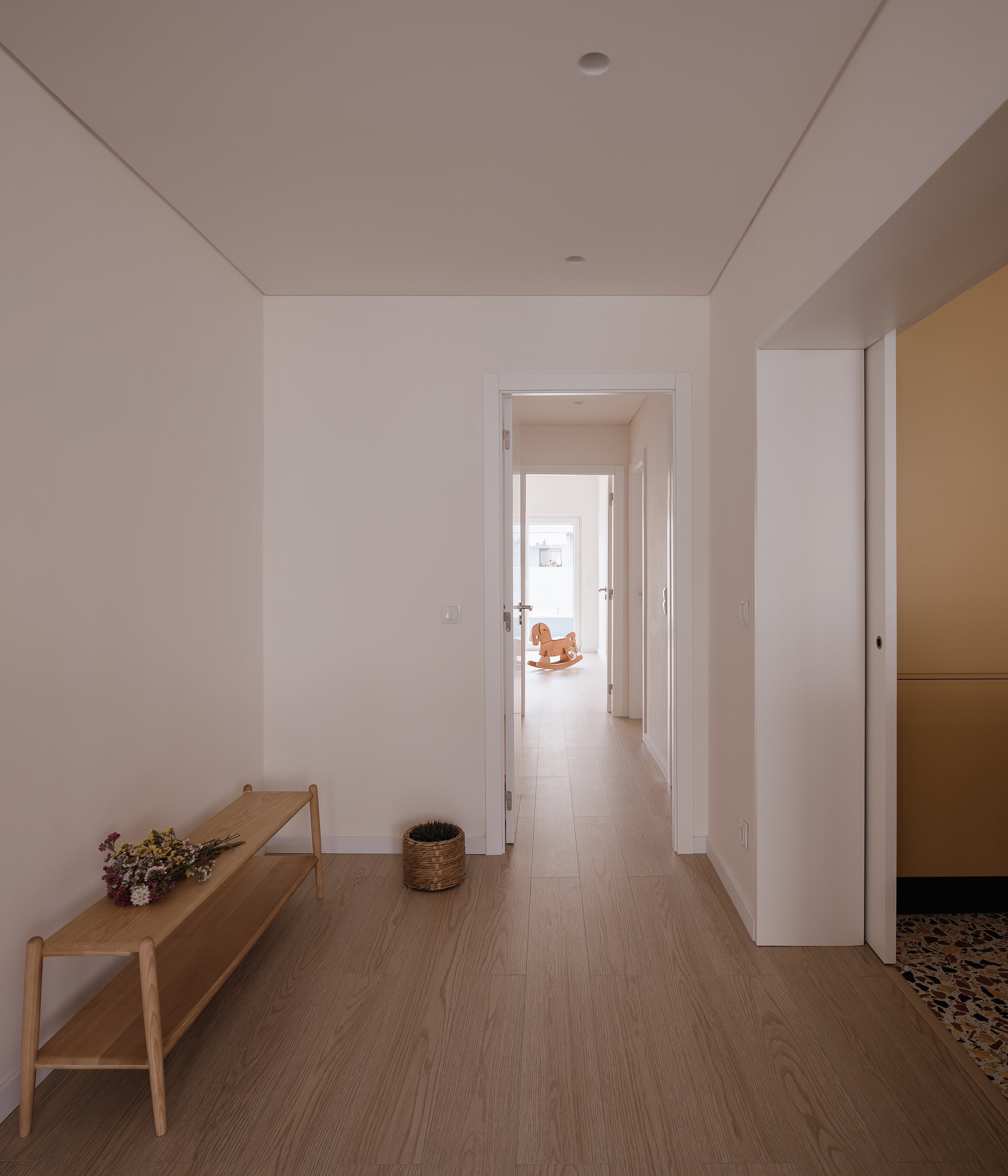 Cacilhas Apartment by Estúdio AMATAM - Architizer