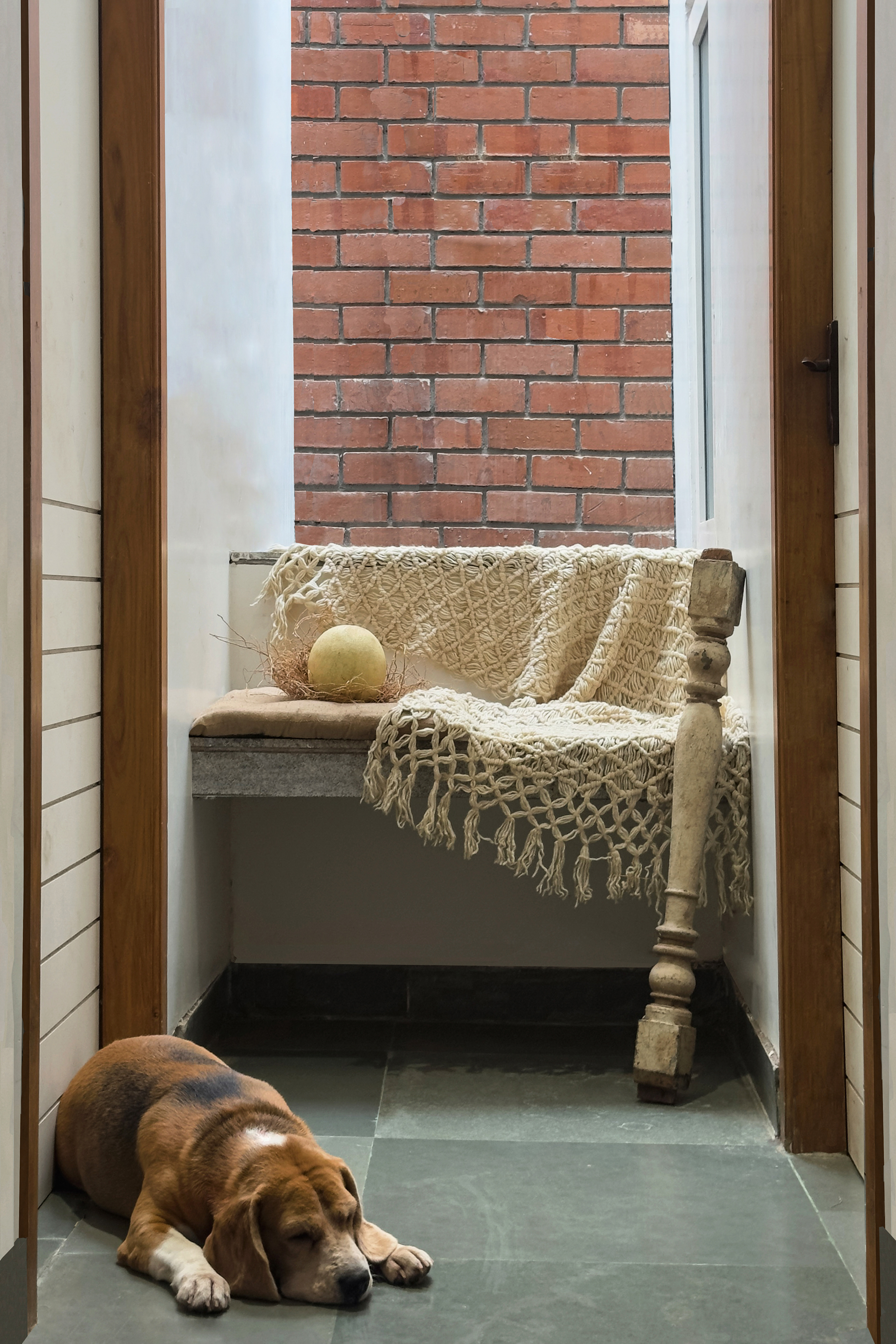 Echoed Hues by A nook story - Architizer