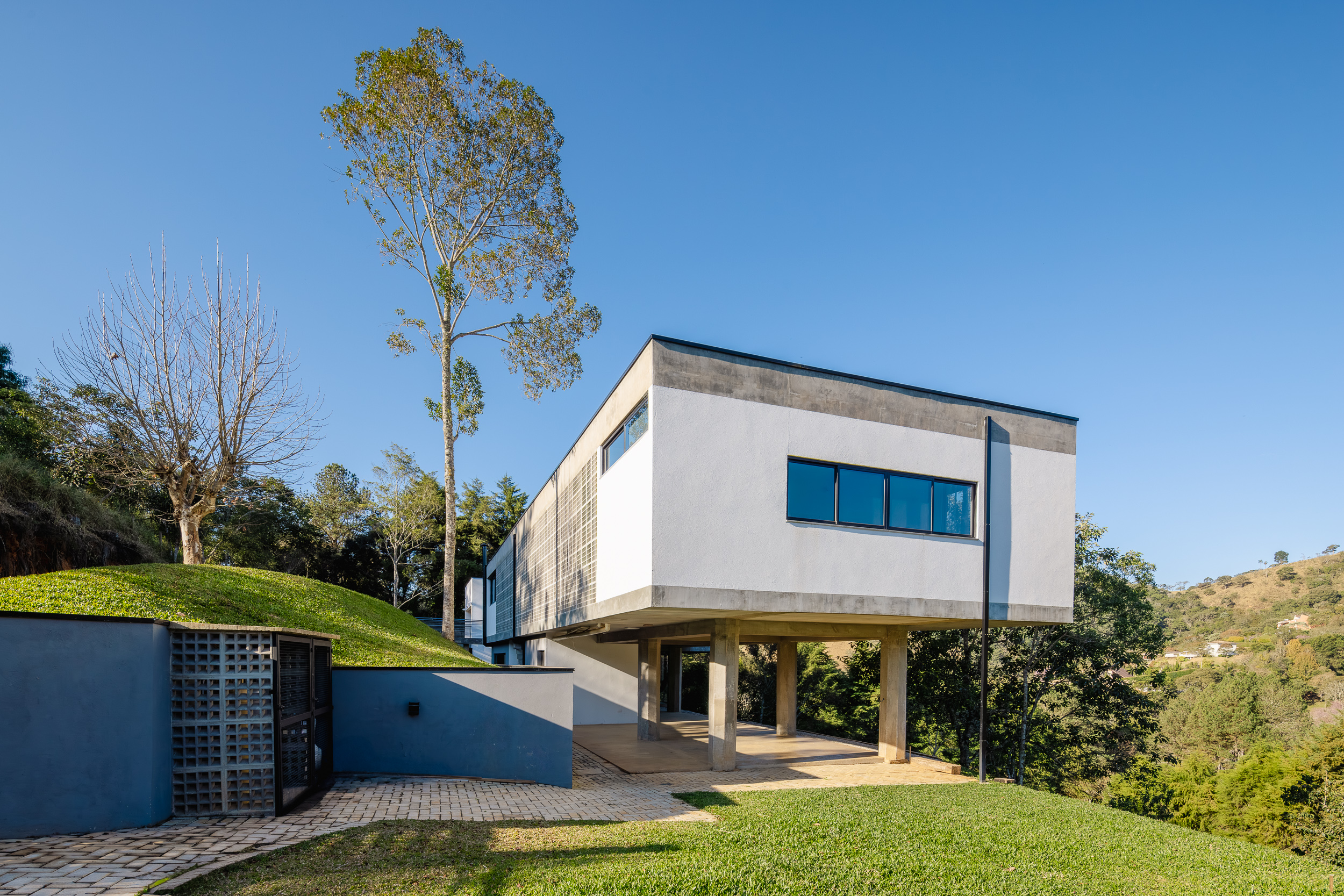 SAP House by Estúdio Brasileiro de Arquitetura - Architizer