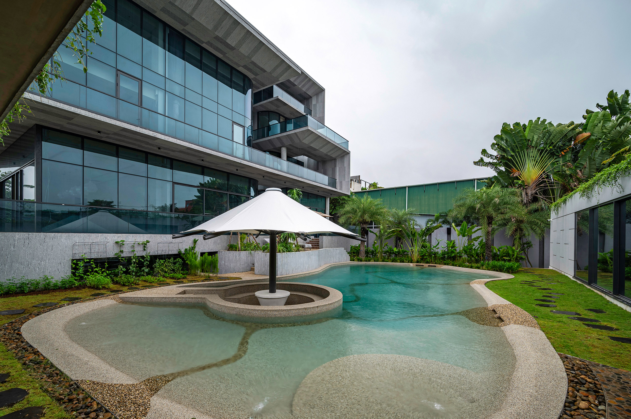 Block - Box Villa by Nhavui XS Studio - Architizer