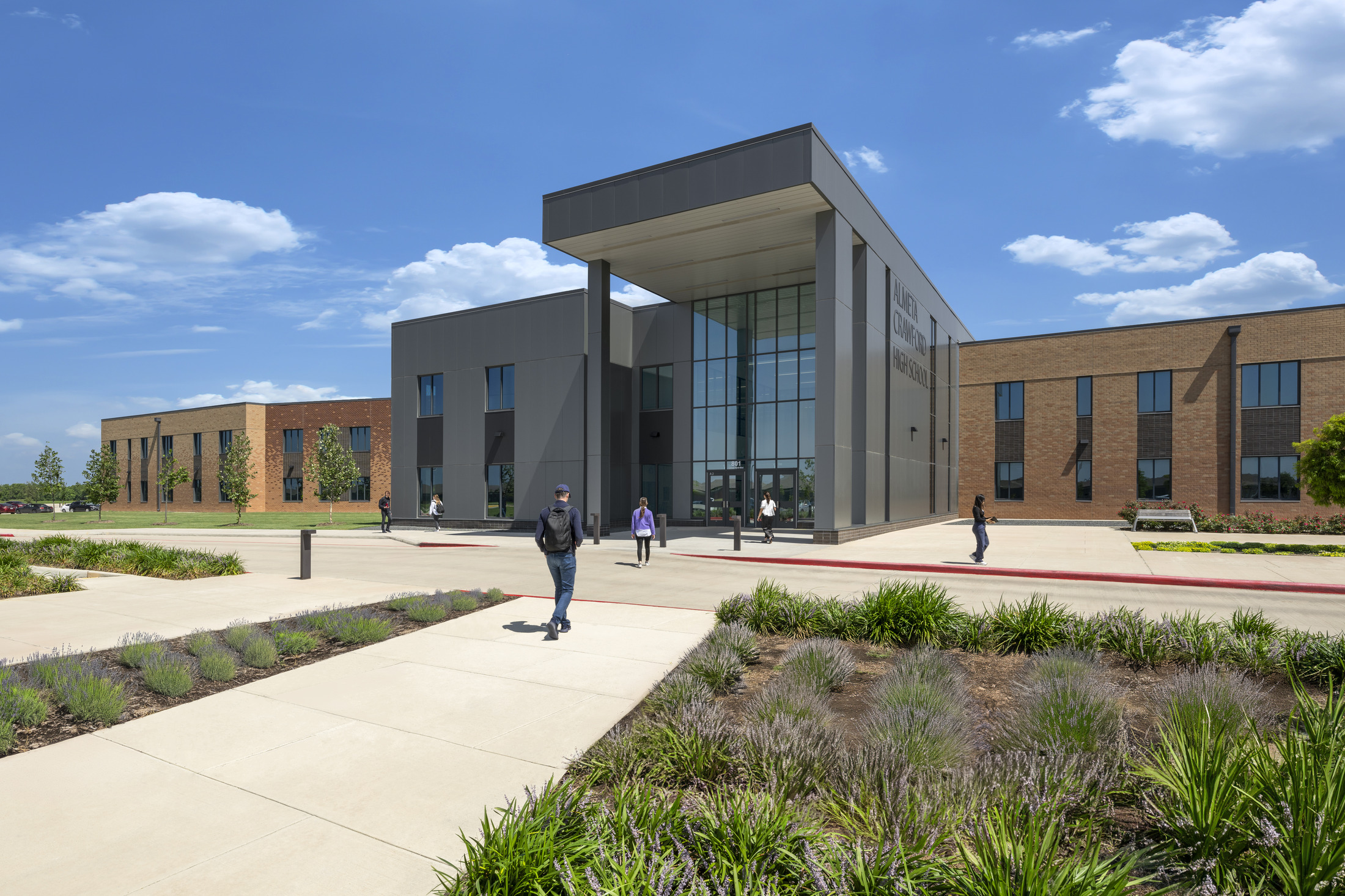 Almeta Crawford High School by DLR Group - Architizer