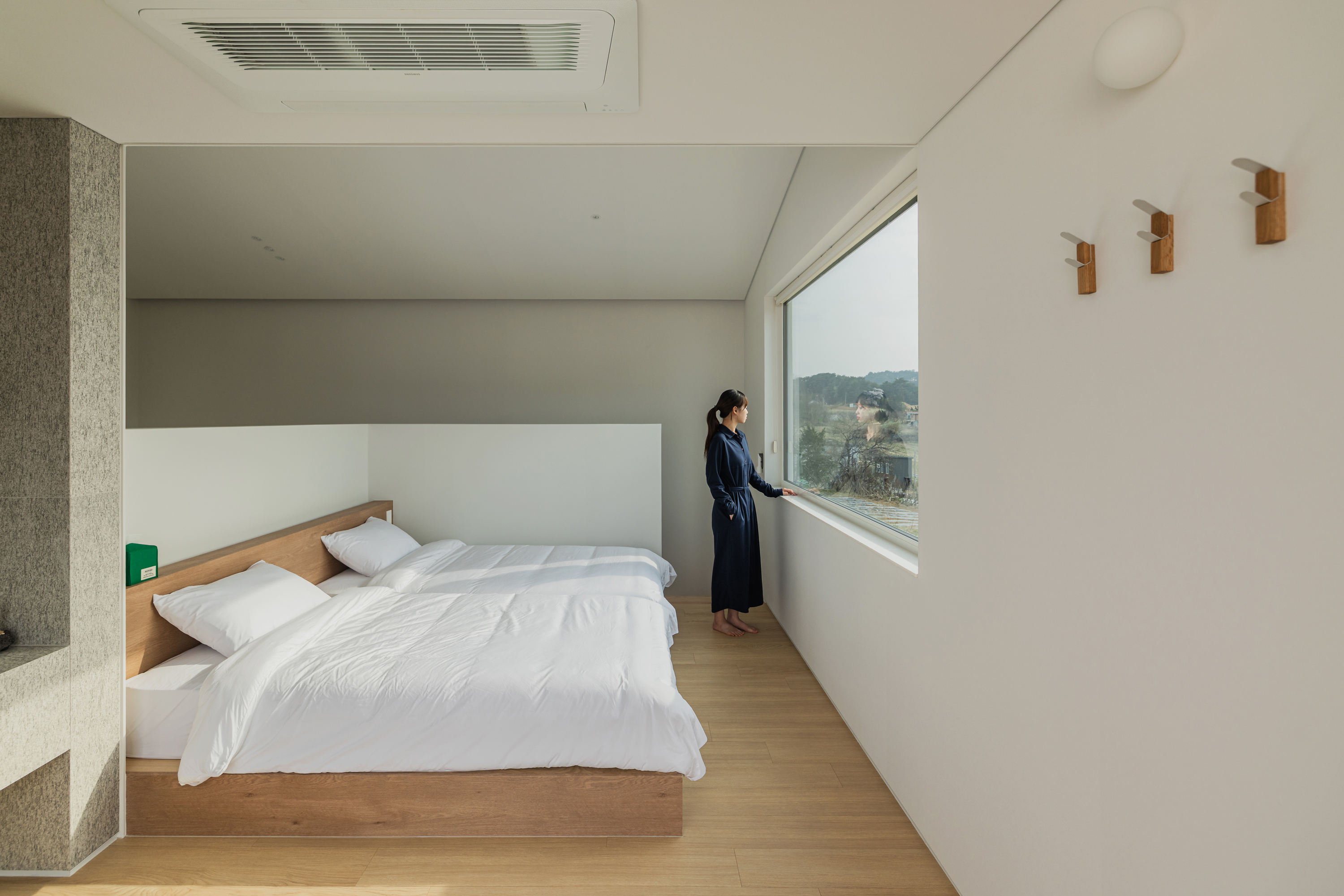 Gangneung-si stay+House 'SuRiSan-Bo' by UTAA - Architizer