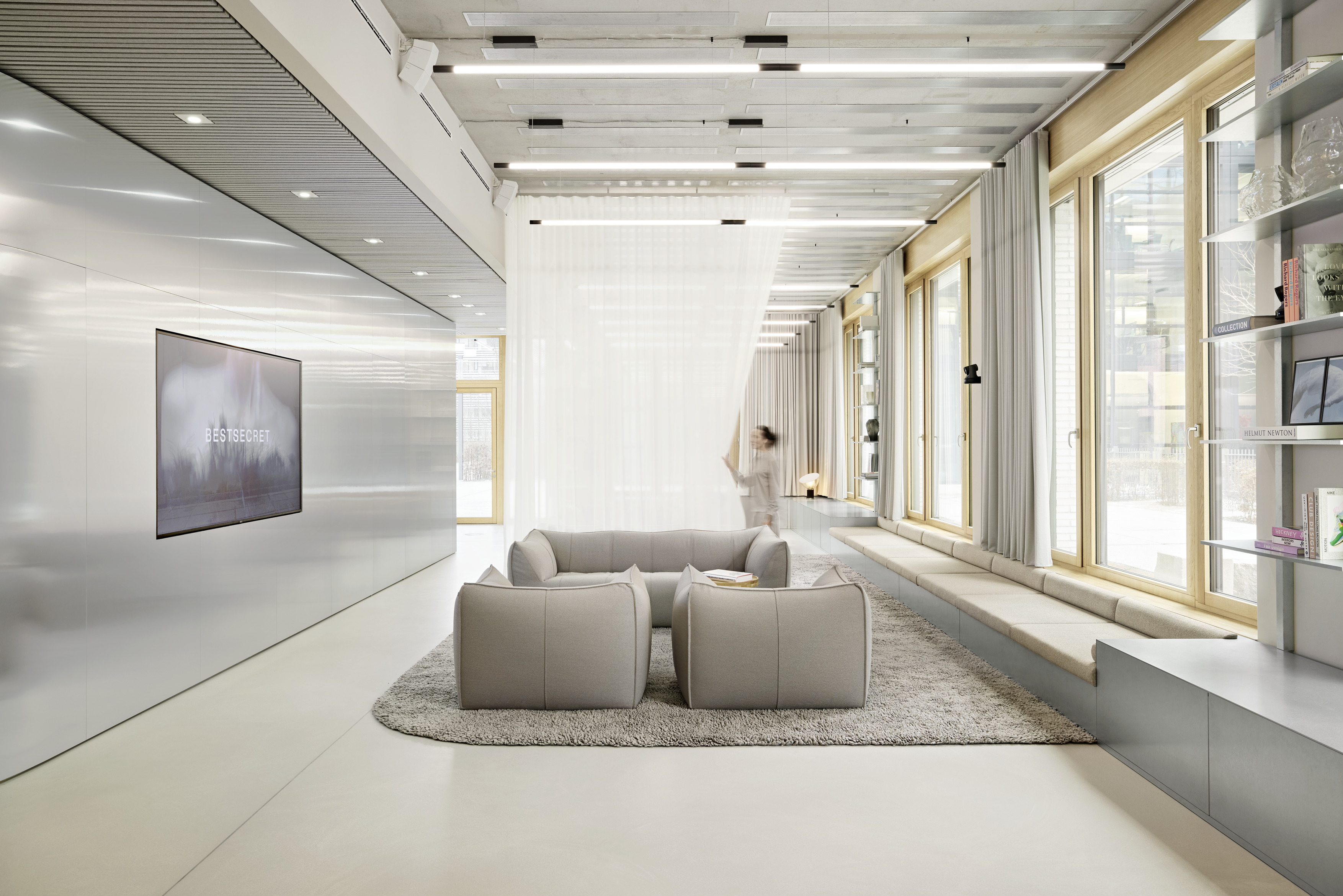 BESTSECRET by HENN - Architizer