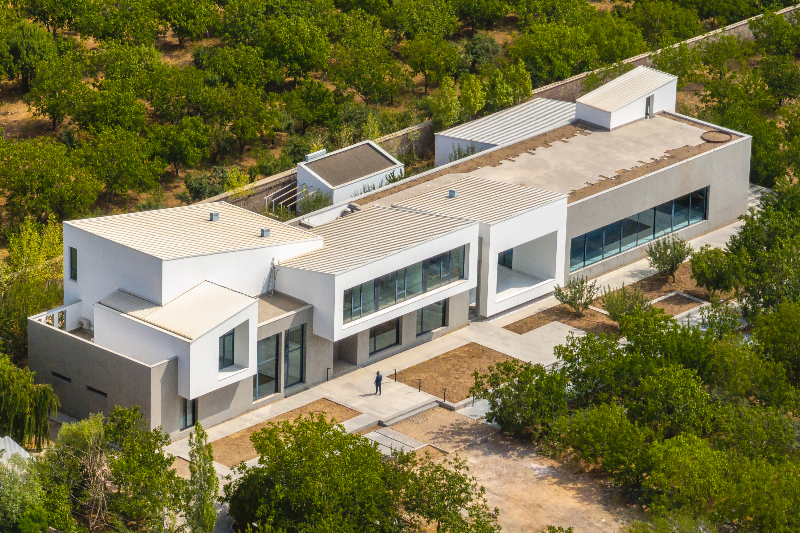 Villa 12-70 by Studio Saheb - Architizer