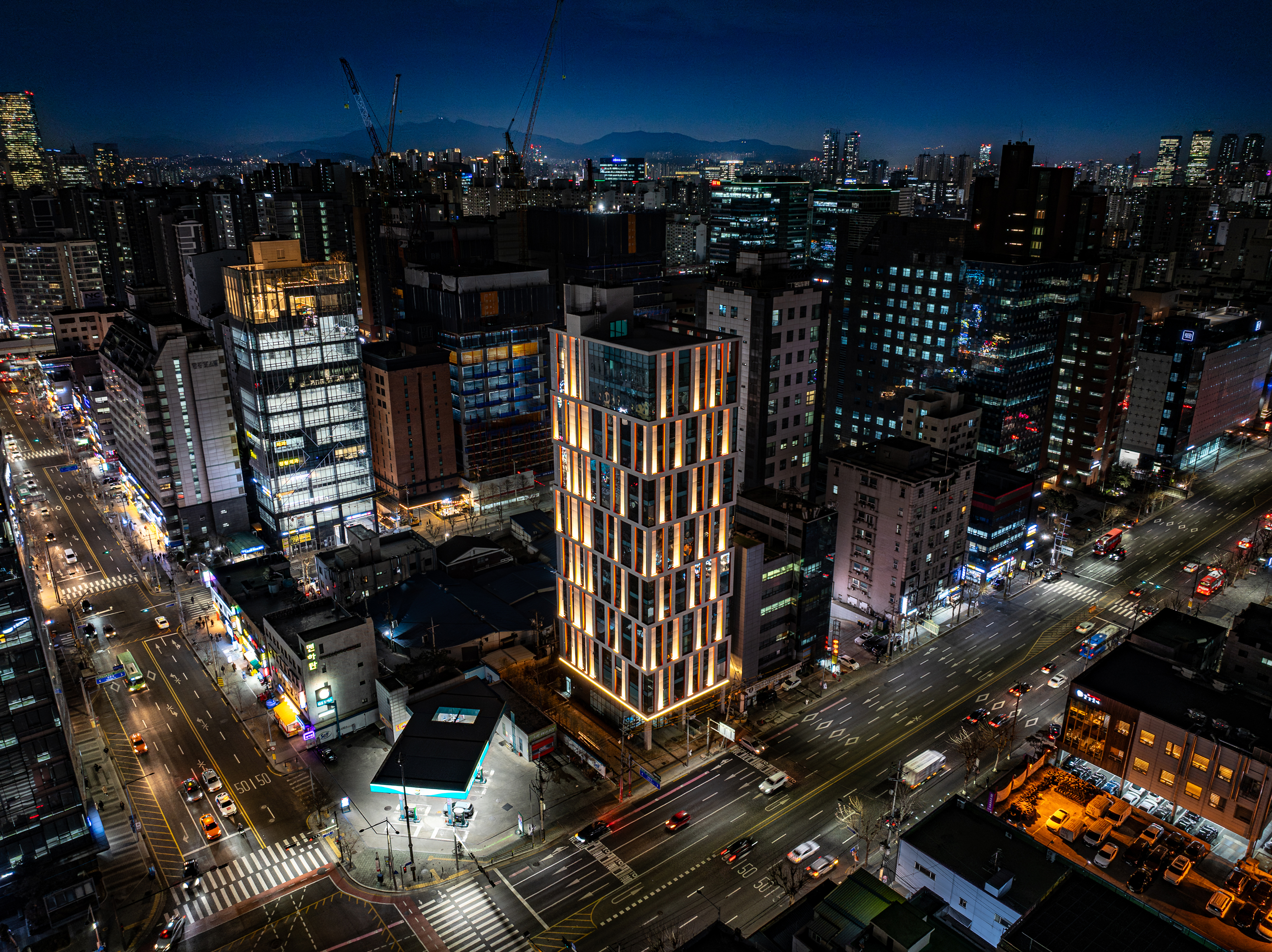Orange Tower Hangang by UTAA - Architizer