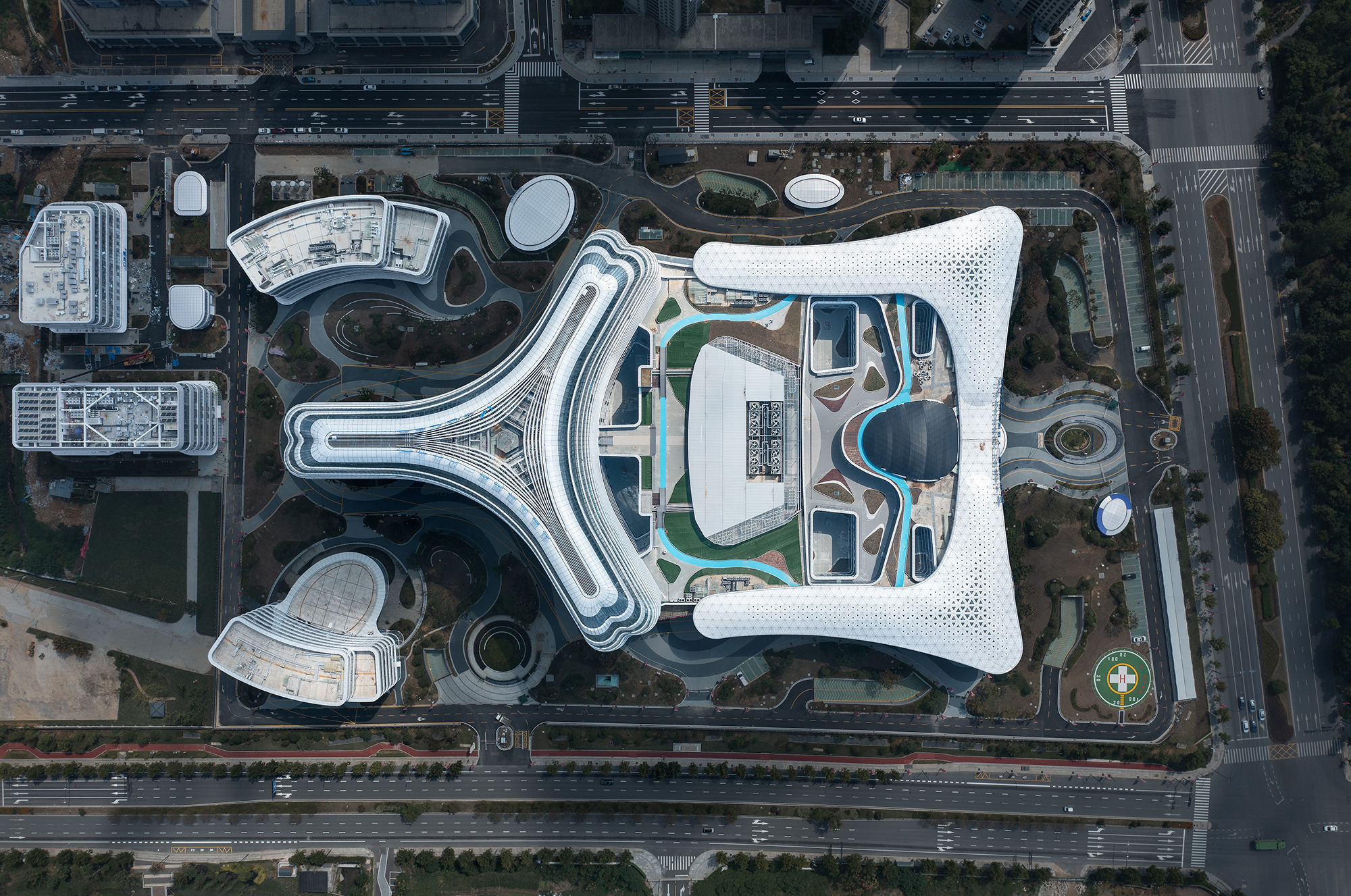 Hangzhou First People's Hospital Tonglu Branch by The Architectural ...