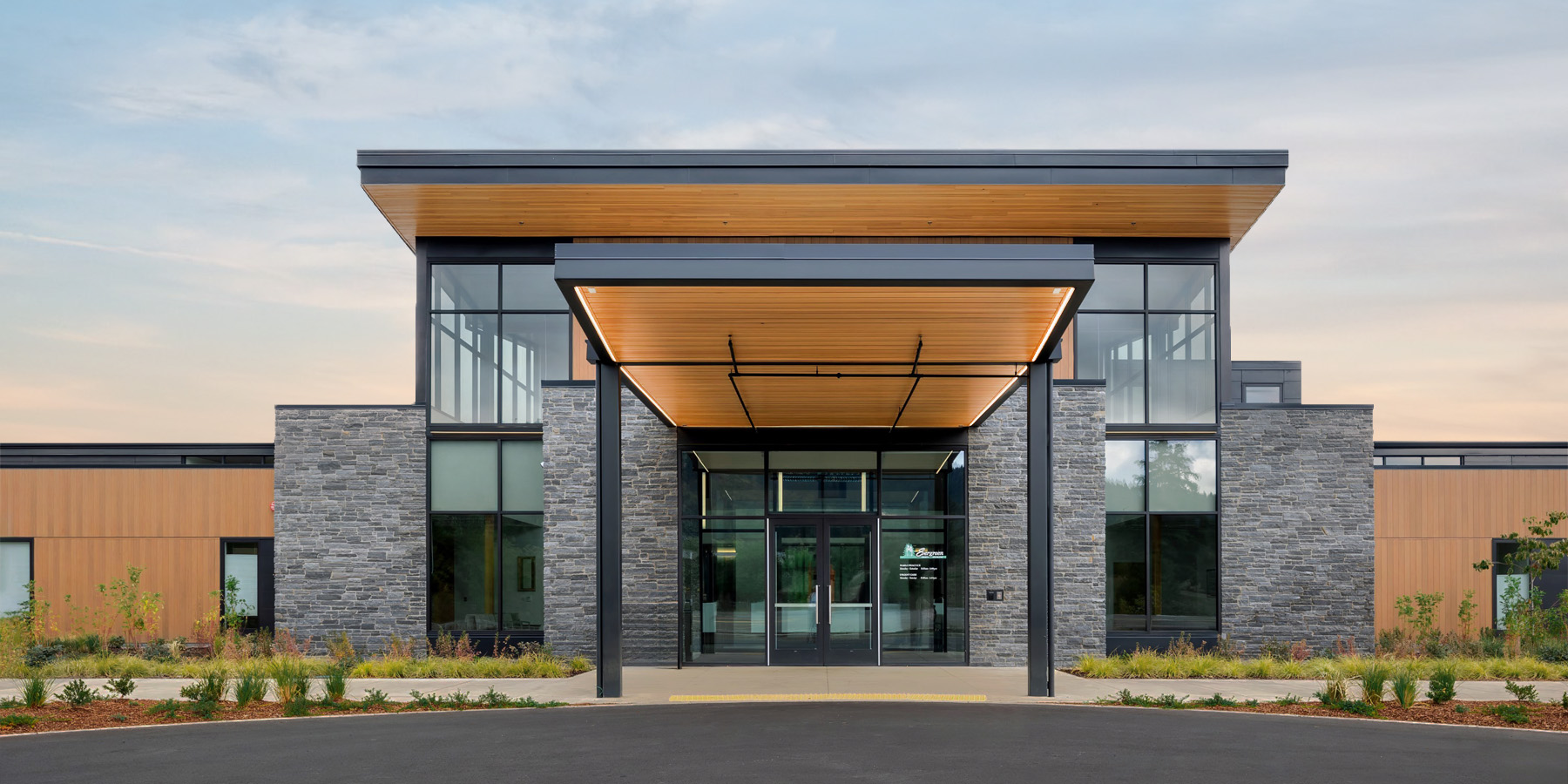 Evergreen Family Medicine - Sutherlin by 2FORM Architecture - Architizer