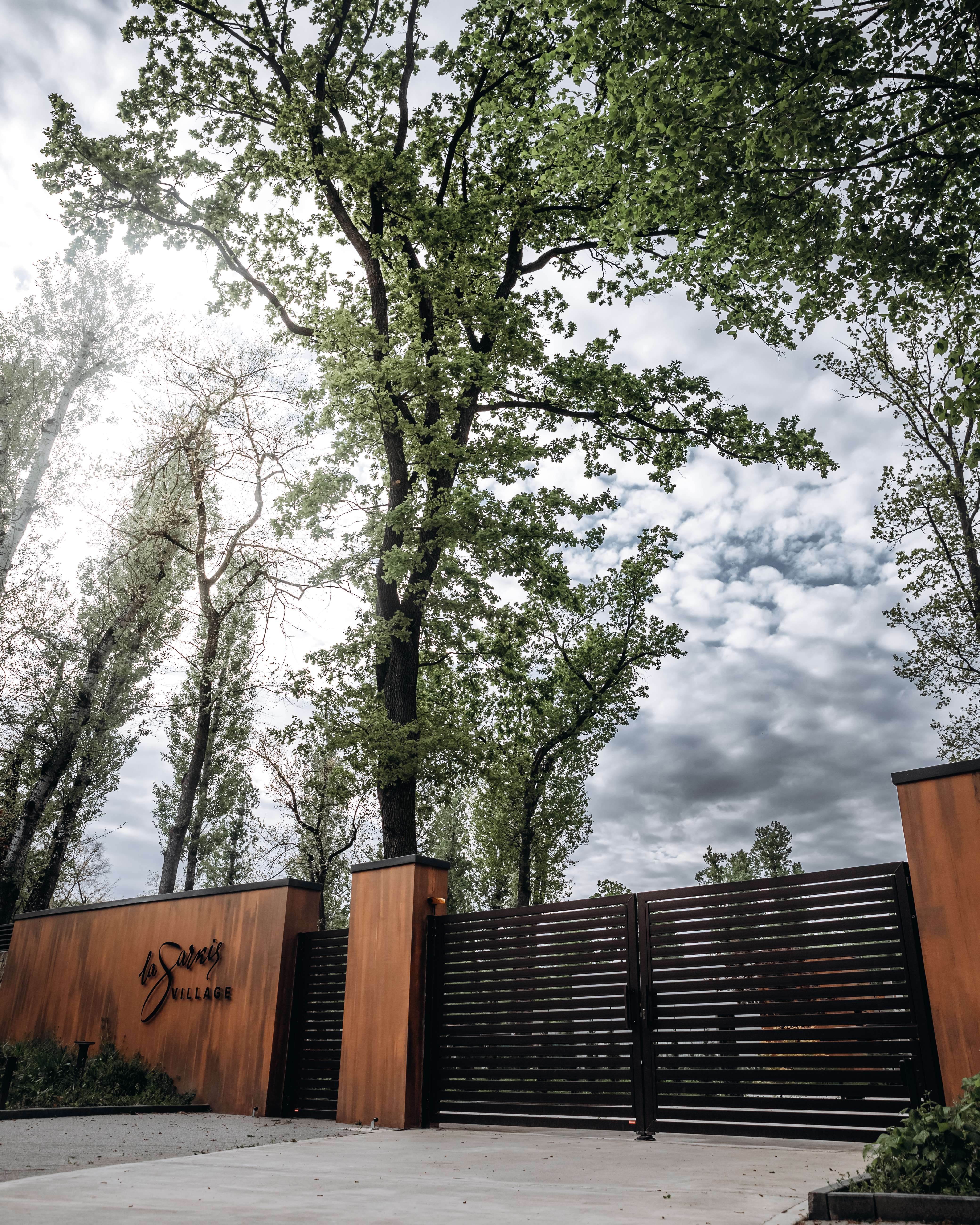 La Sarkis Village: A Moldovan Community Built Around Nature by LH47 ...