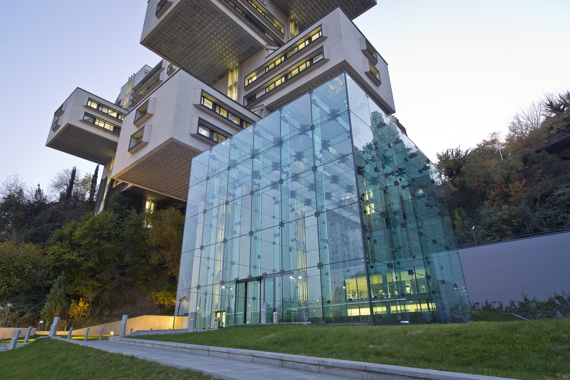 Bank Of Georgia Head Office by Dephani - Architizer