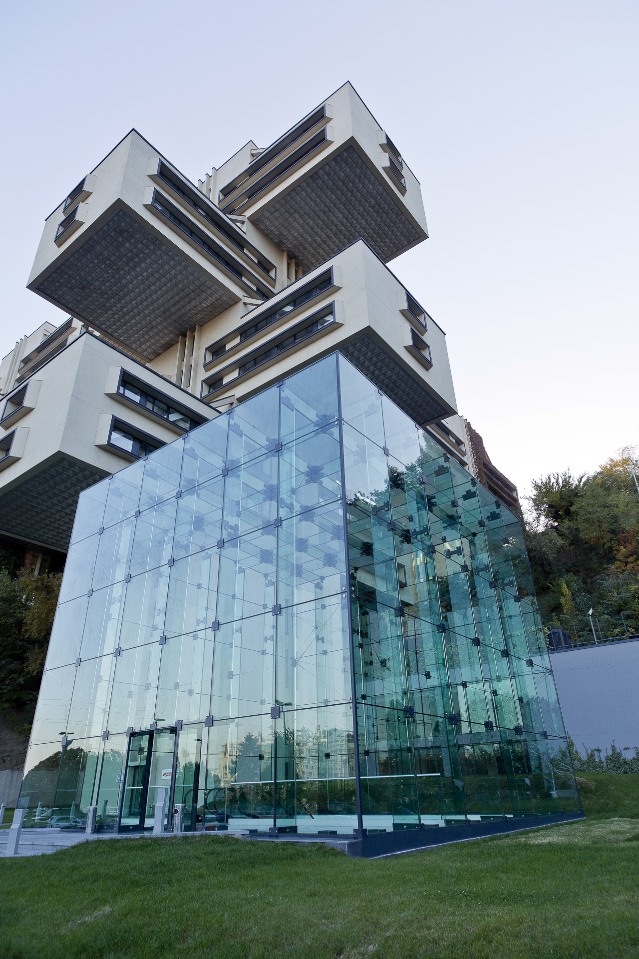 Bank Of Georgia Head Office by Dephani - Architizer