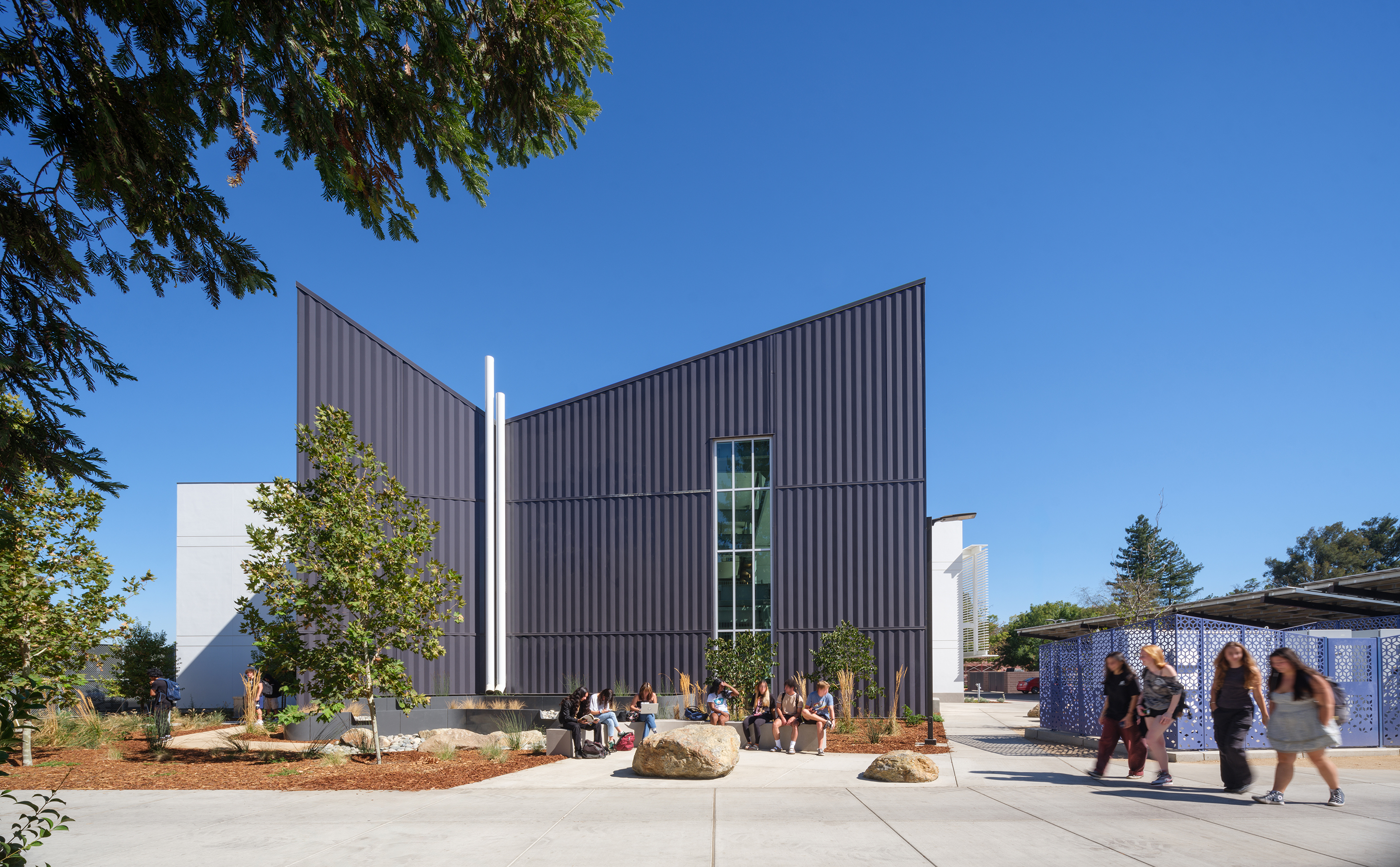 Davis Senior High School STEM by LPA - Architizer