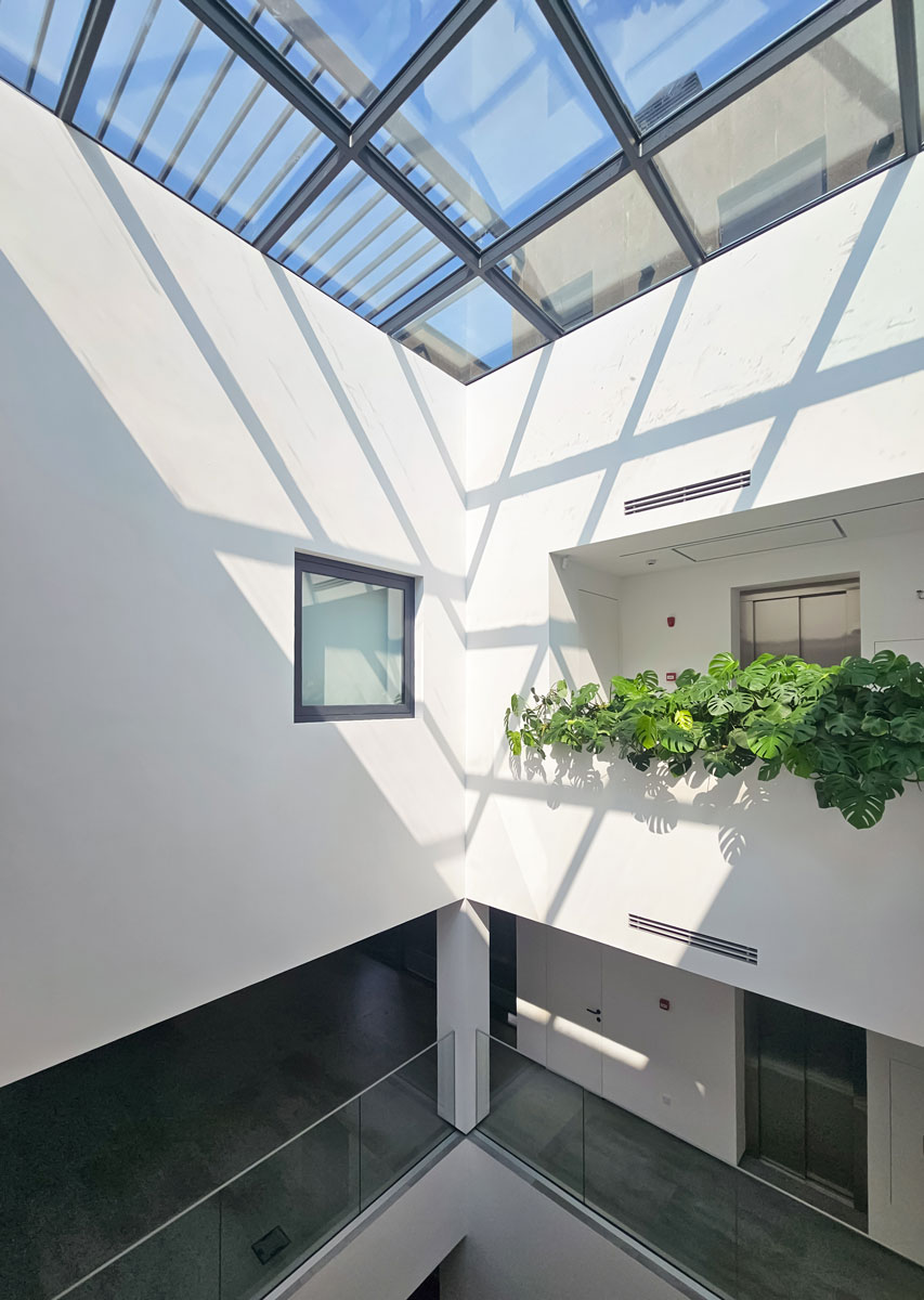 NOBAHAR HOUSE by PRAGMATICA ARCHITECTURAL DESIGN STUDIO - Architizer