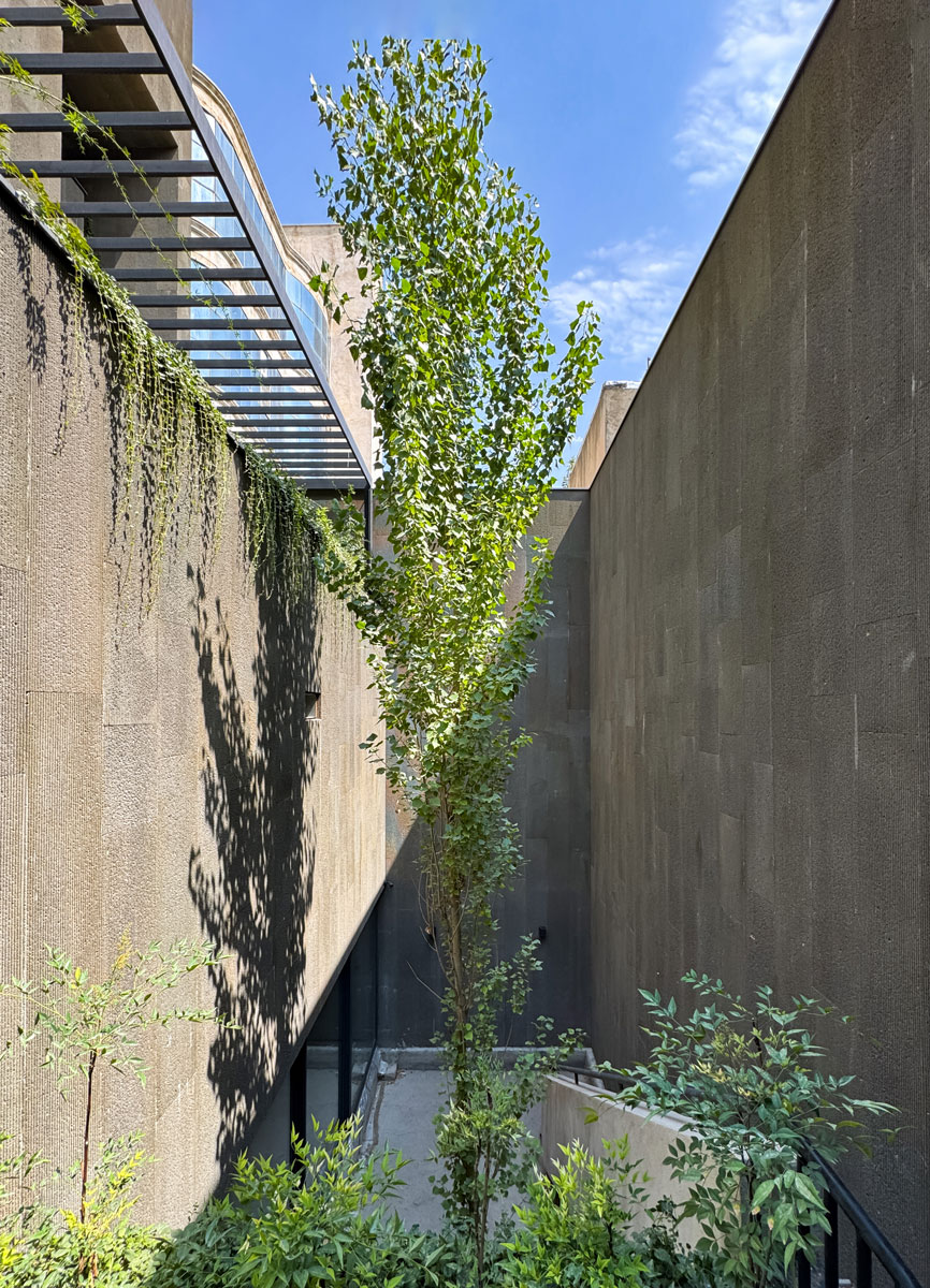 NOBAHAR HOUSE by PRAGMATICA ARCHITECTURAL DESIGN STUDIO - Architizer
