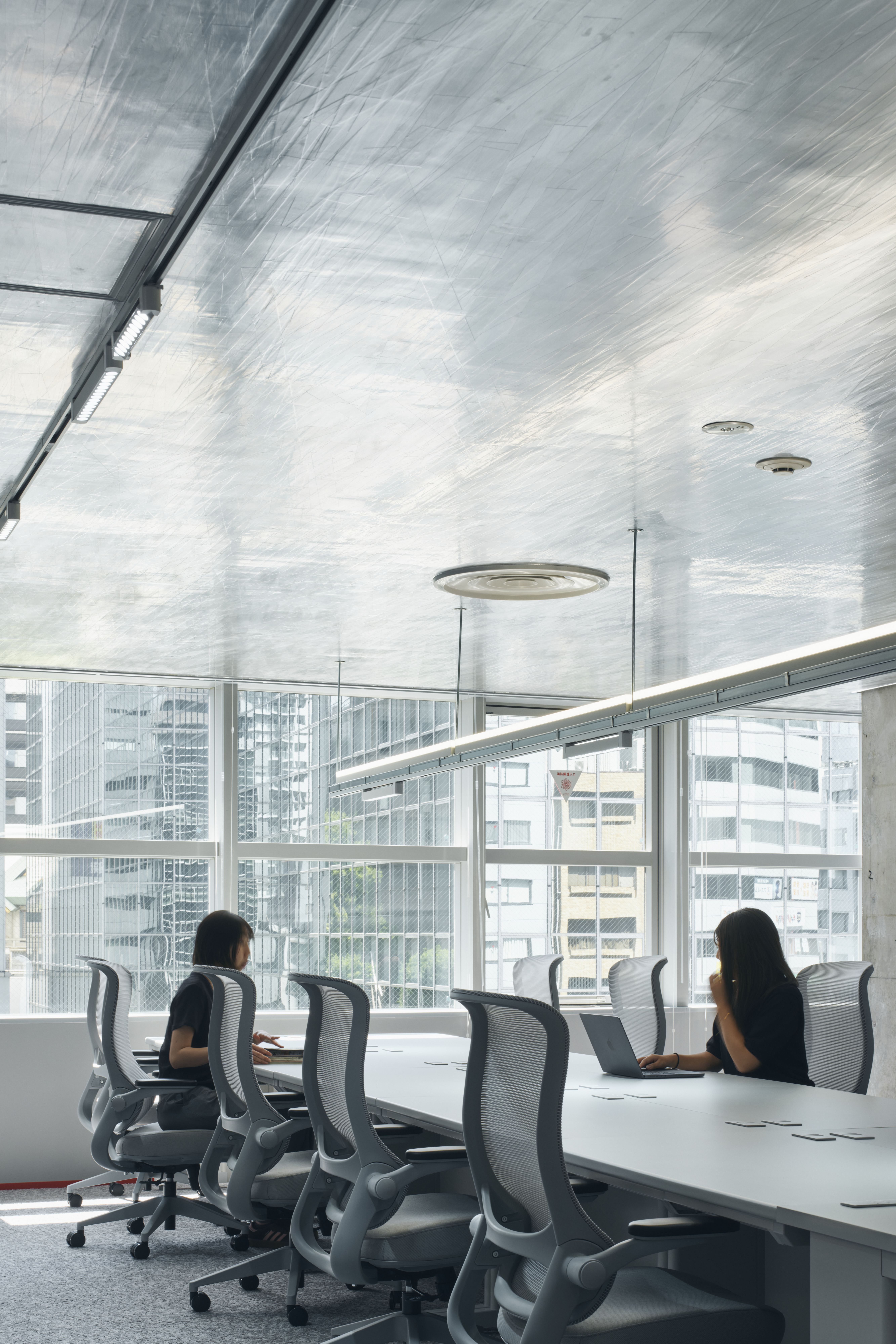 Shueisha TOON FACTORY Office – Phase 2 by GAMMA Architects - Architizer