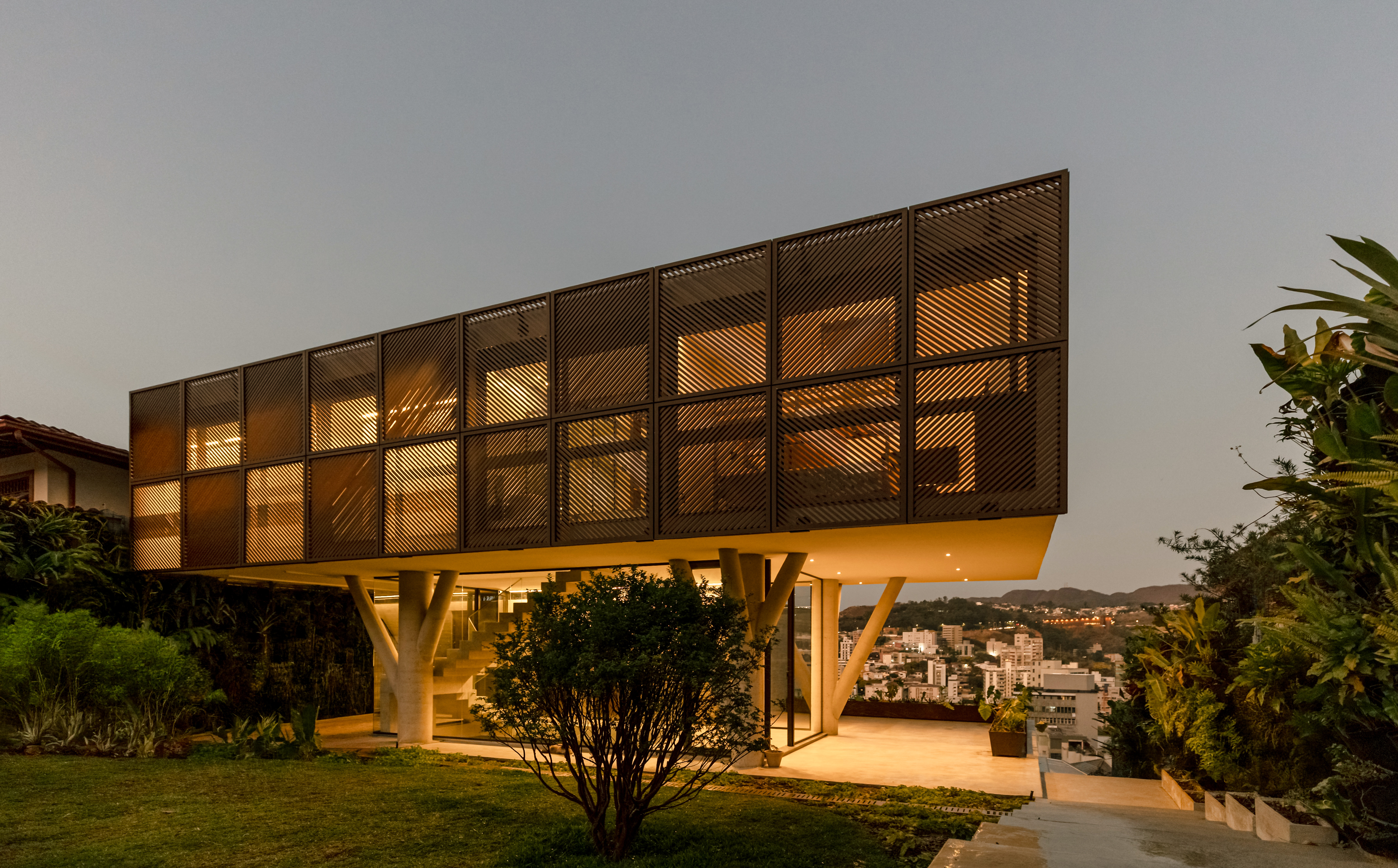 Lua House by TETRO ARQUITETURA - Architizer