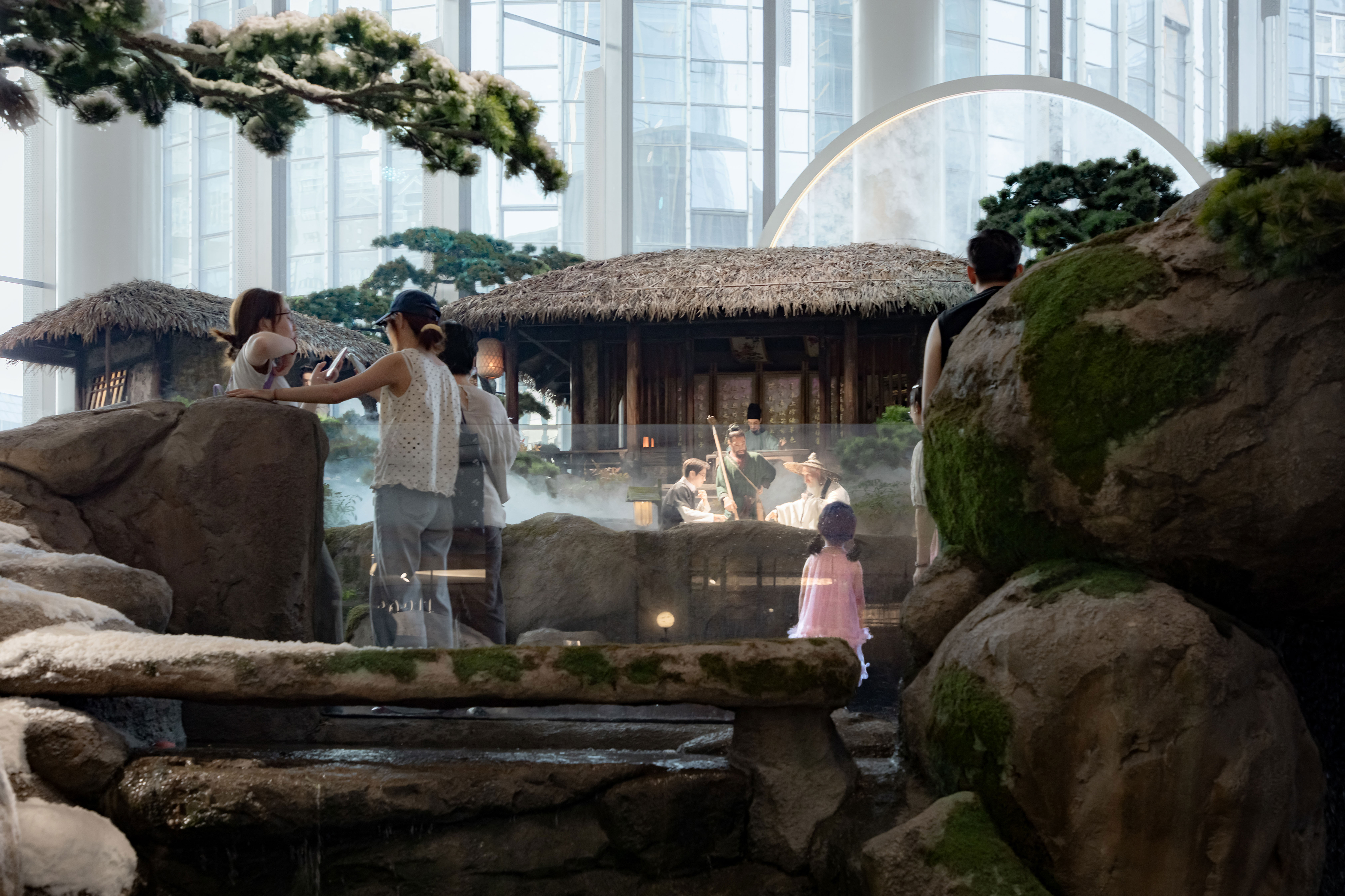 Paradise in a Pot: A Mechanical Miniature with Chinese Traditional ...