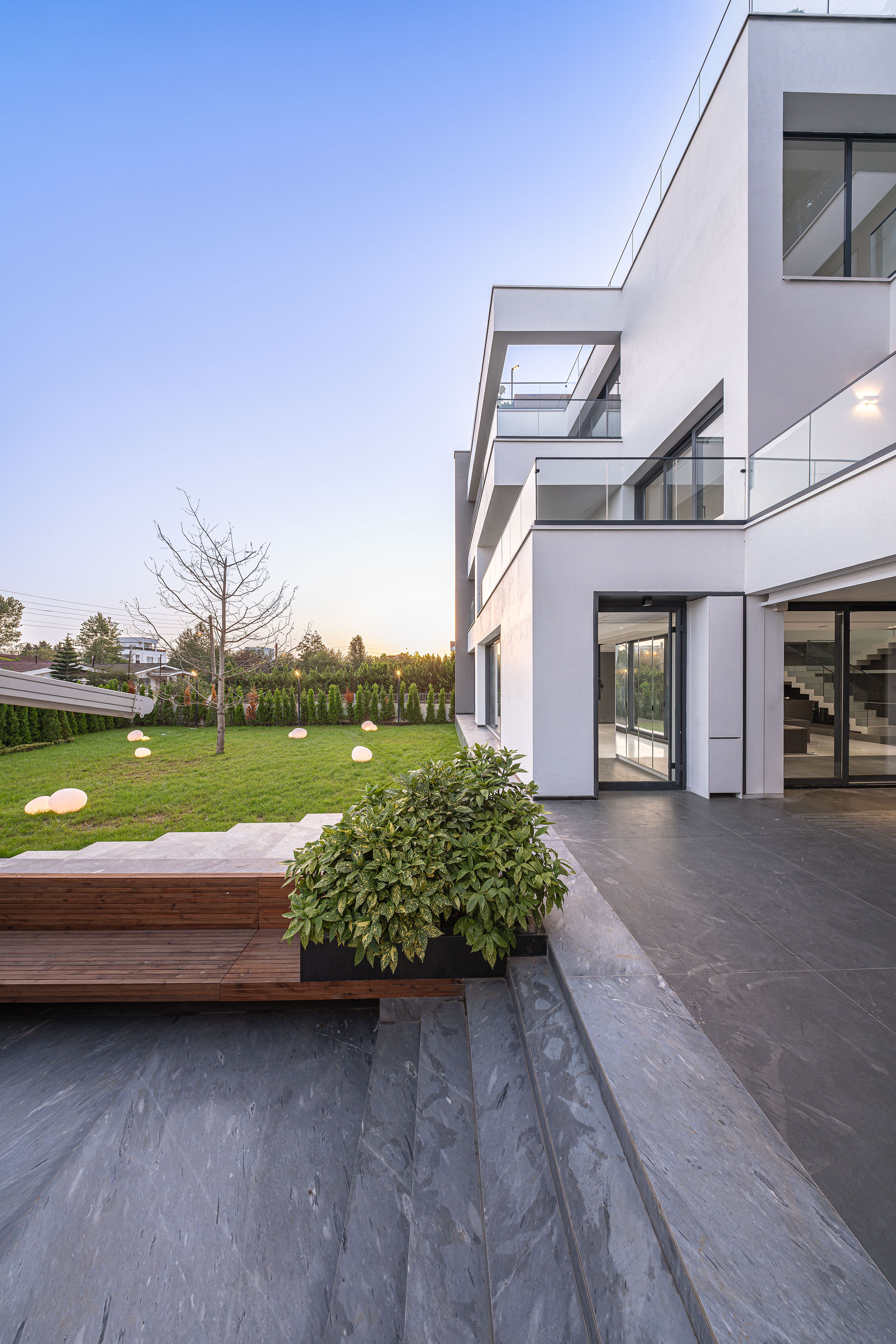 BETWEEN TWO WALLS by sunix - Architizer