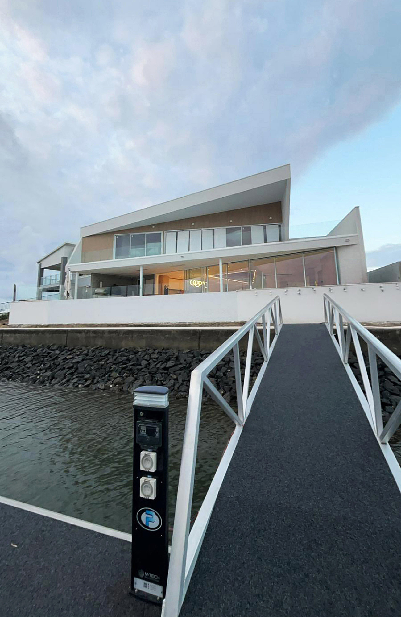 Calypso House by SG2 architects + interiors - Architizer