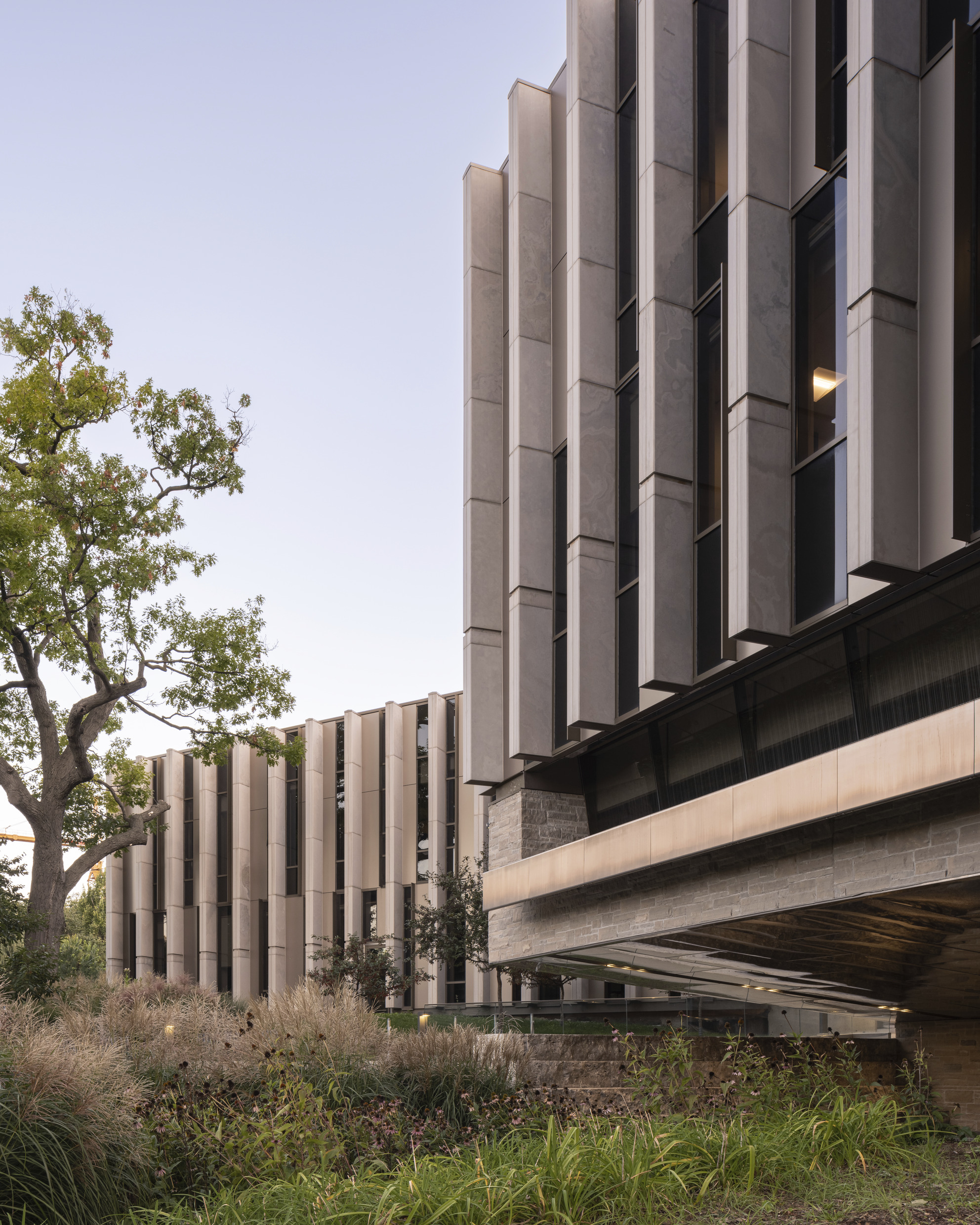 Jackman Law Building, Faculty of Law by Hariri Pontarini Architects ...