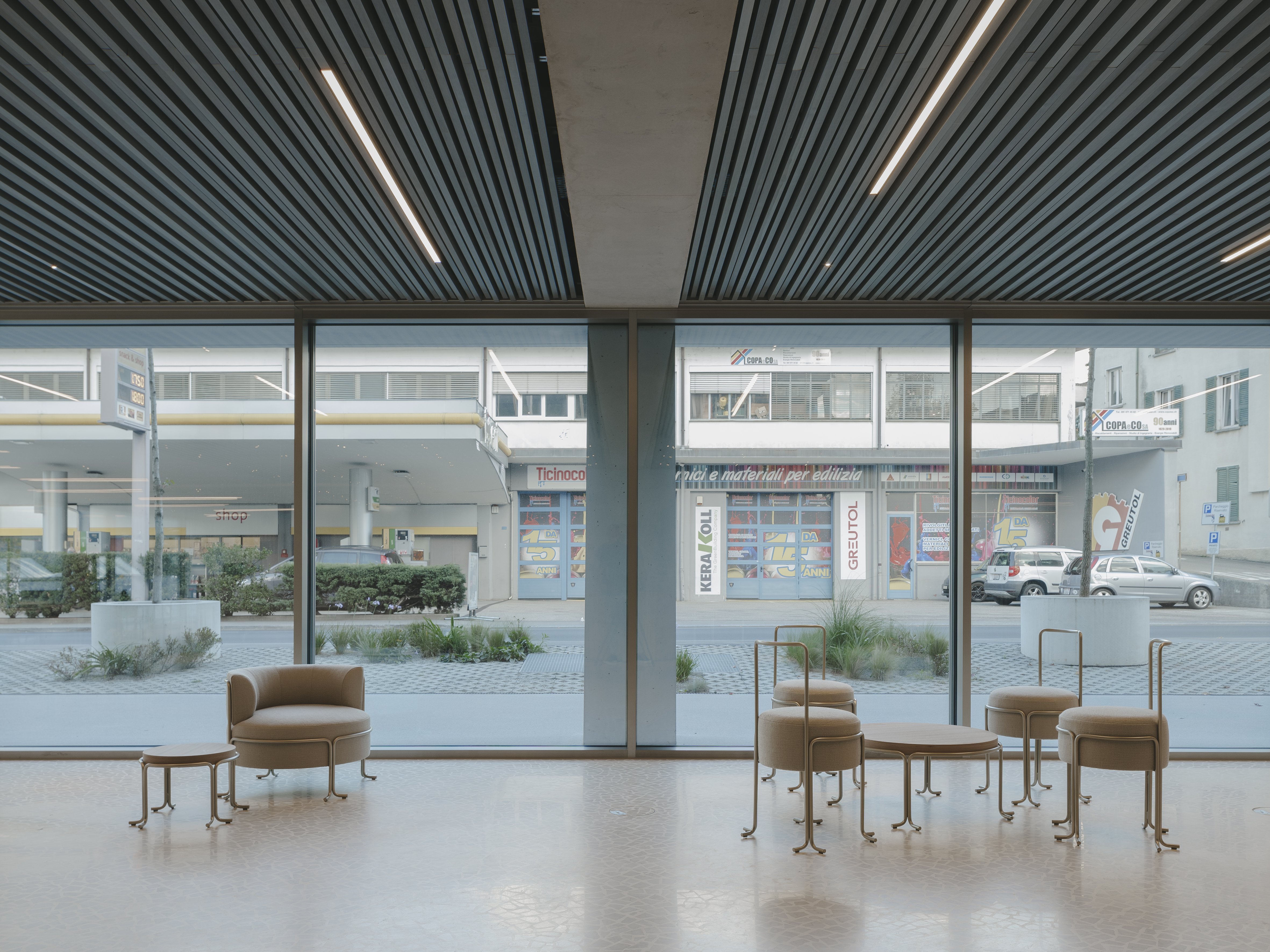 Raiffeisen Bank, Savosa by celoria Architects - Architizer
