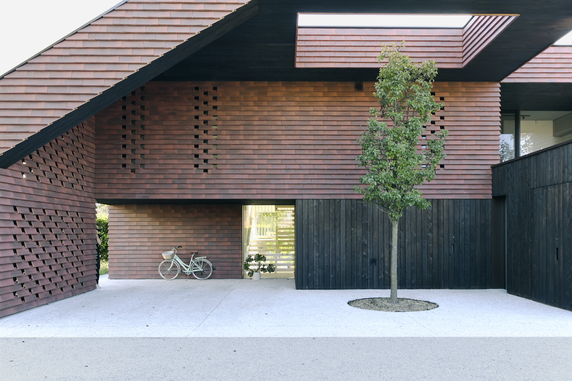 Frame House by OFIS architects - Architizer