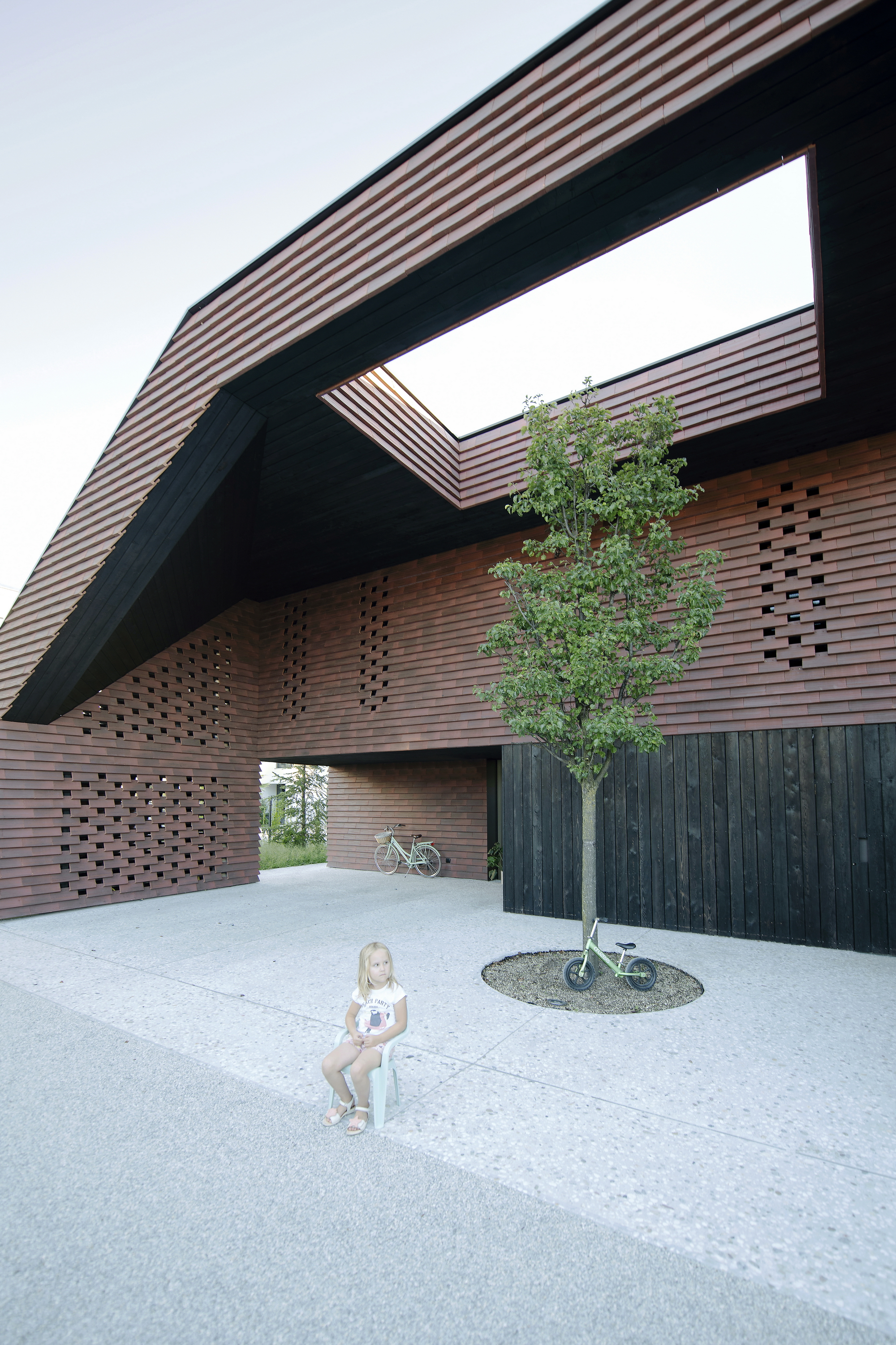 Frame House by OFIS architects - Architizer