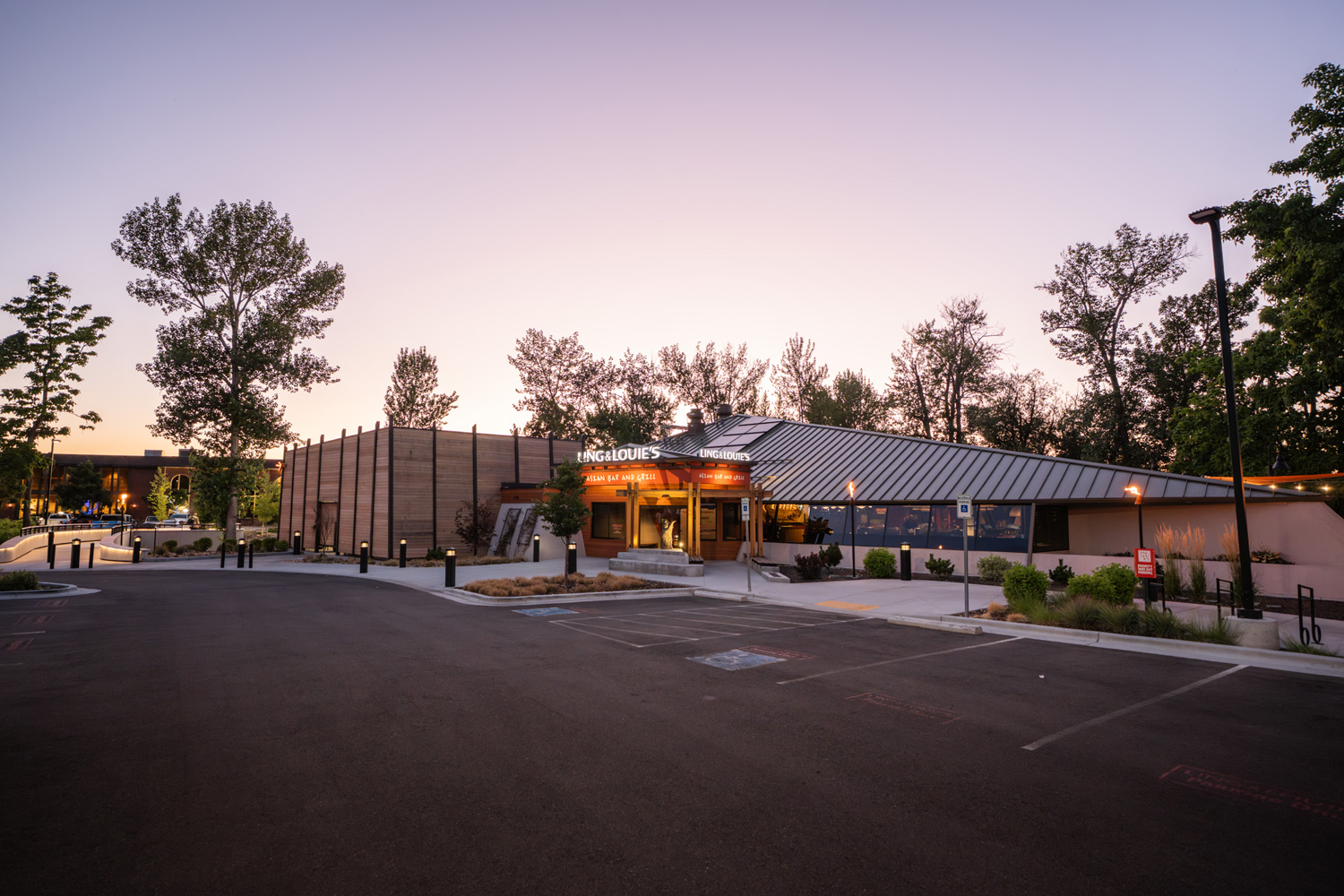 Ling & Louie’s Asian Bar and Grill by Cushing Terrell - Architizer