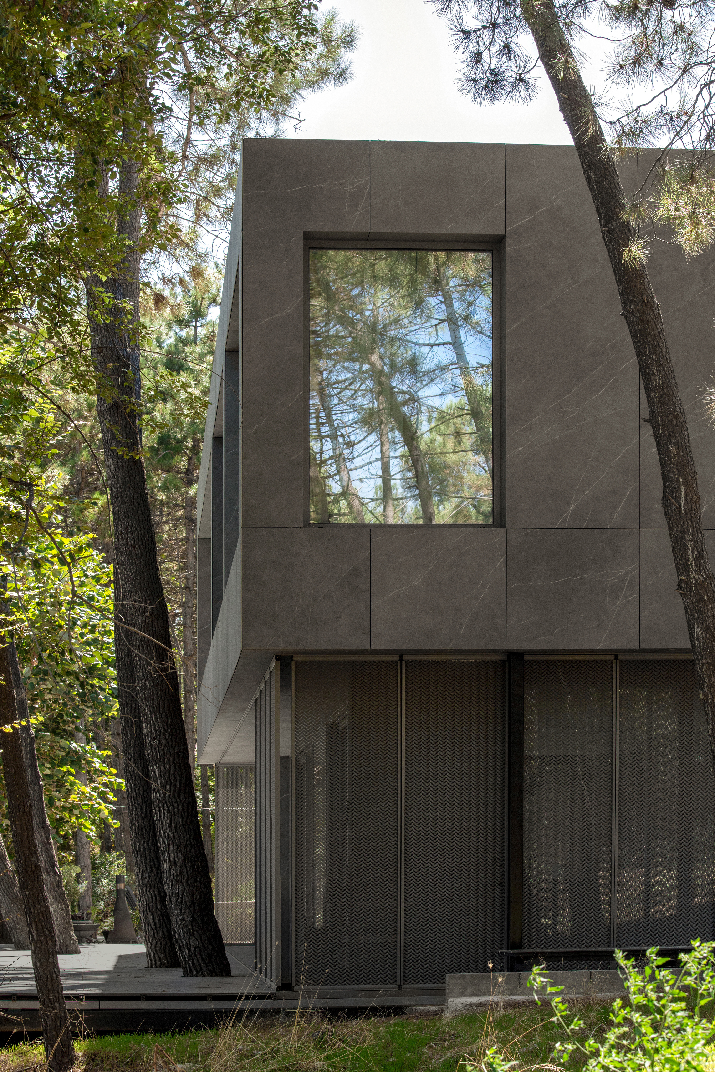 Pine House by STARH - Architizer