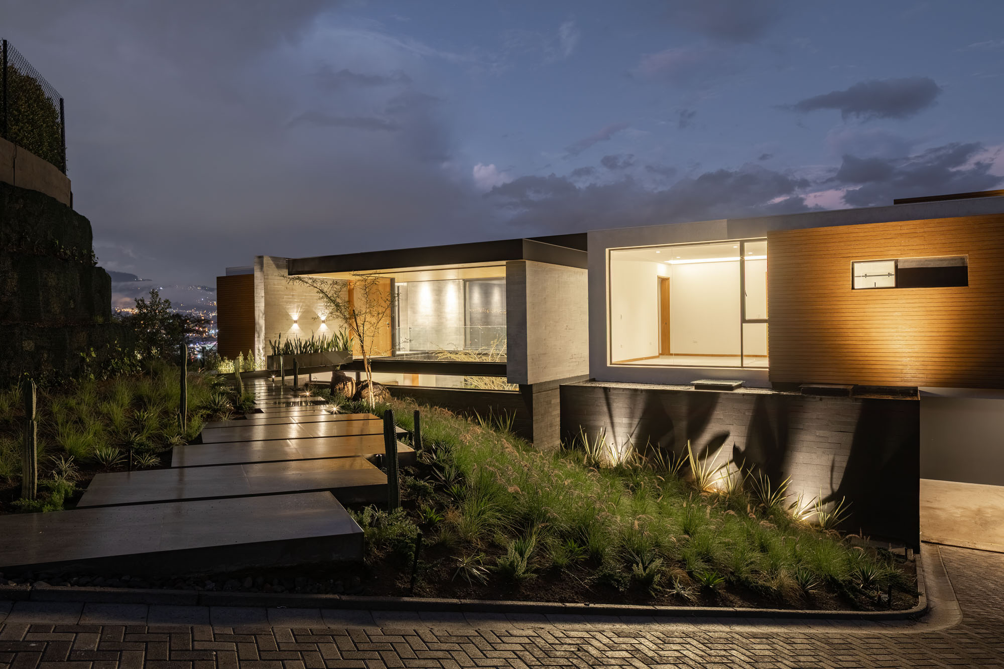 3. Viewpoint House by A1 Arquitectura Avanzada - Architizer