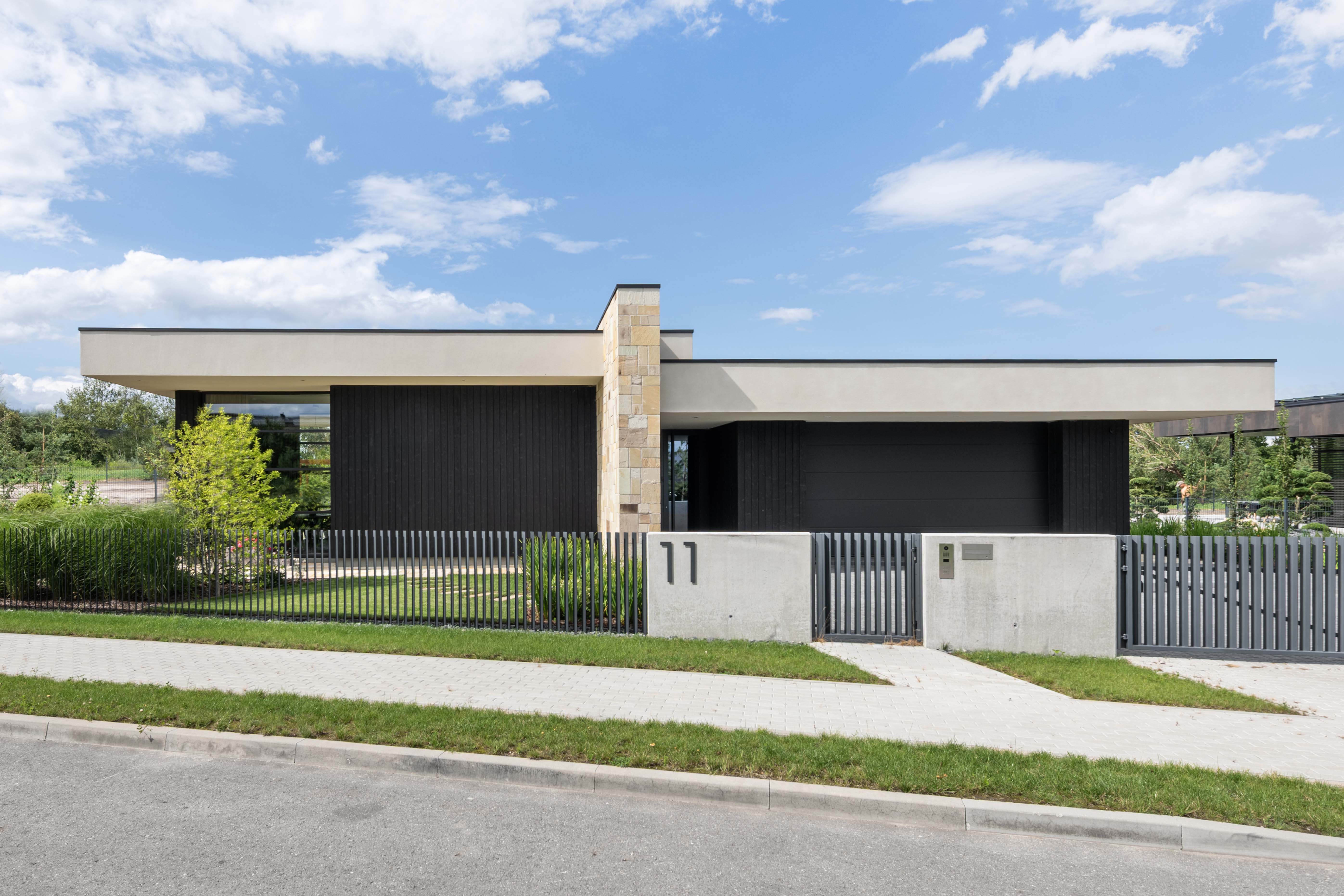 Graden house by Architecture laboratory ArchLAB - Architizer