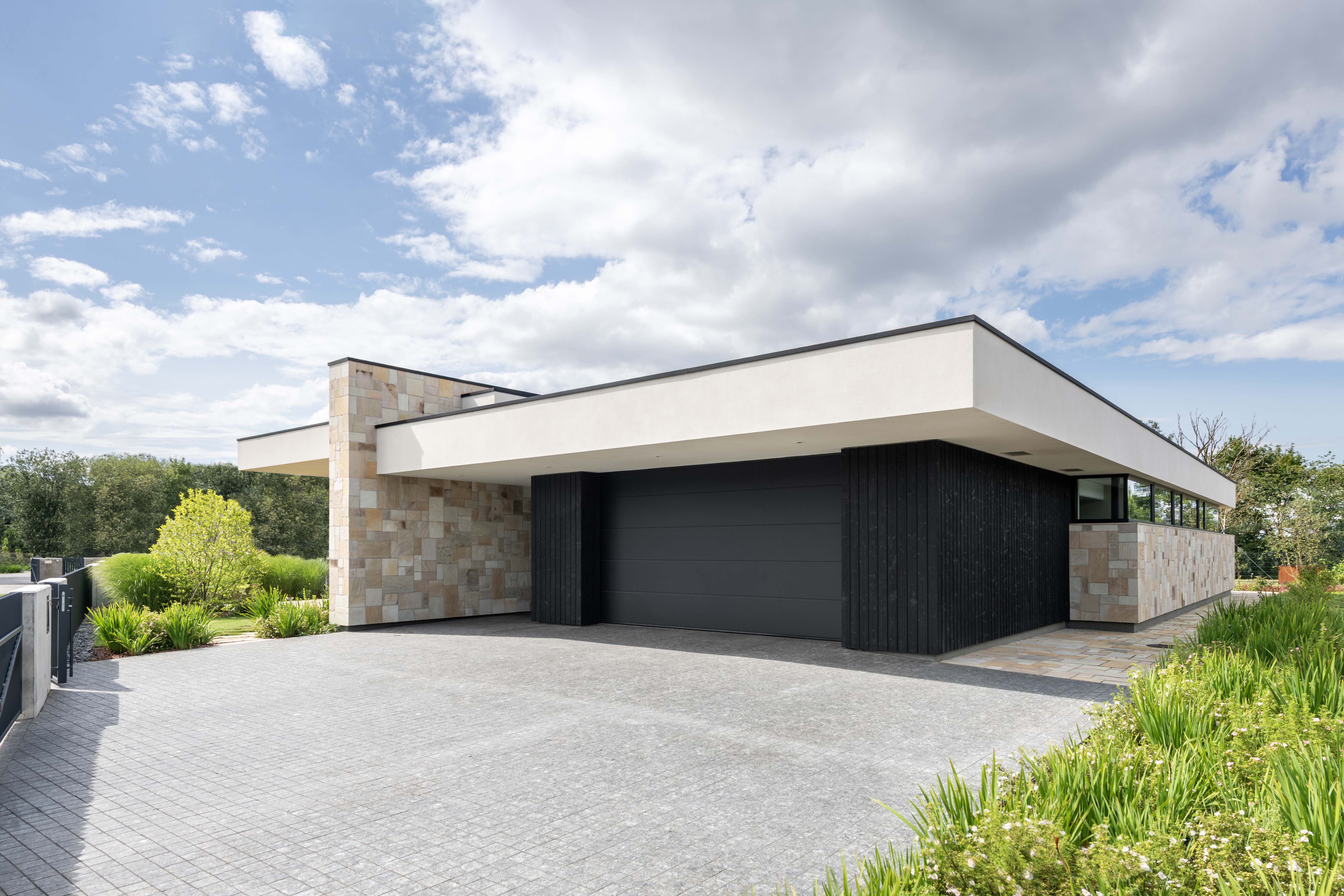 Graden house by Architecture laboratory ArchLAB - Architizer