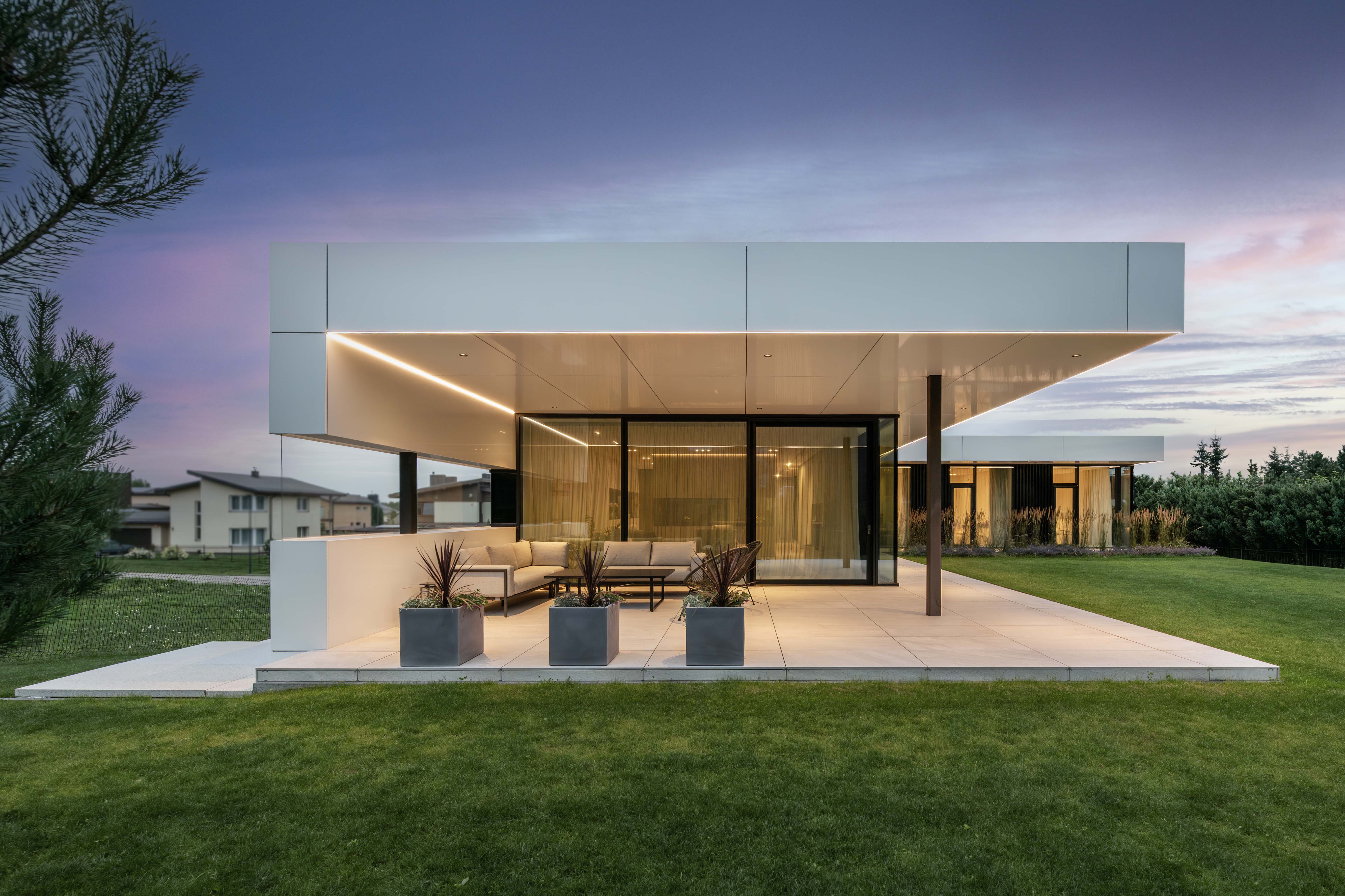 Slope house by Architecture laboratory ArchLAB - Architizer
