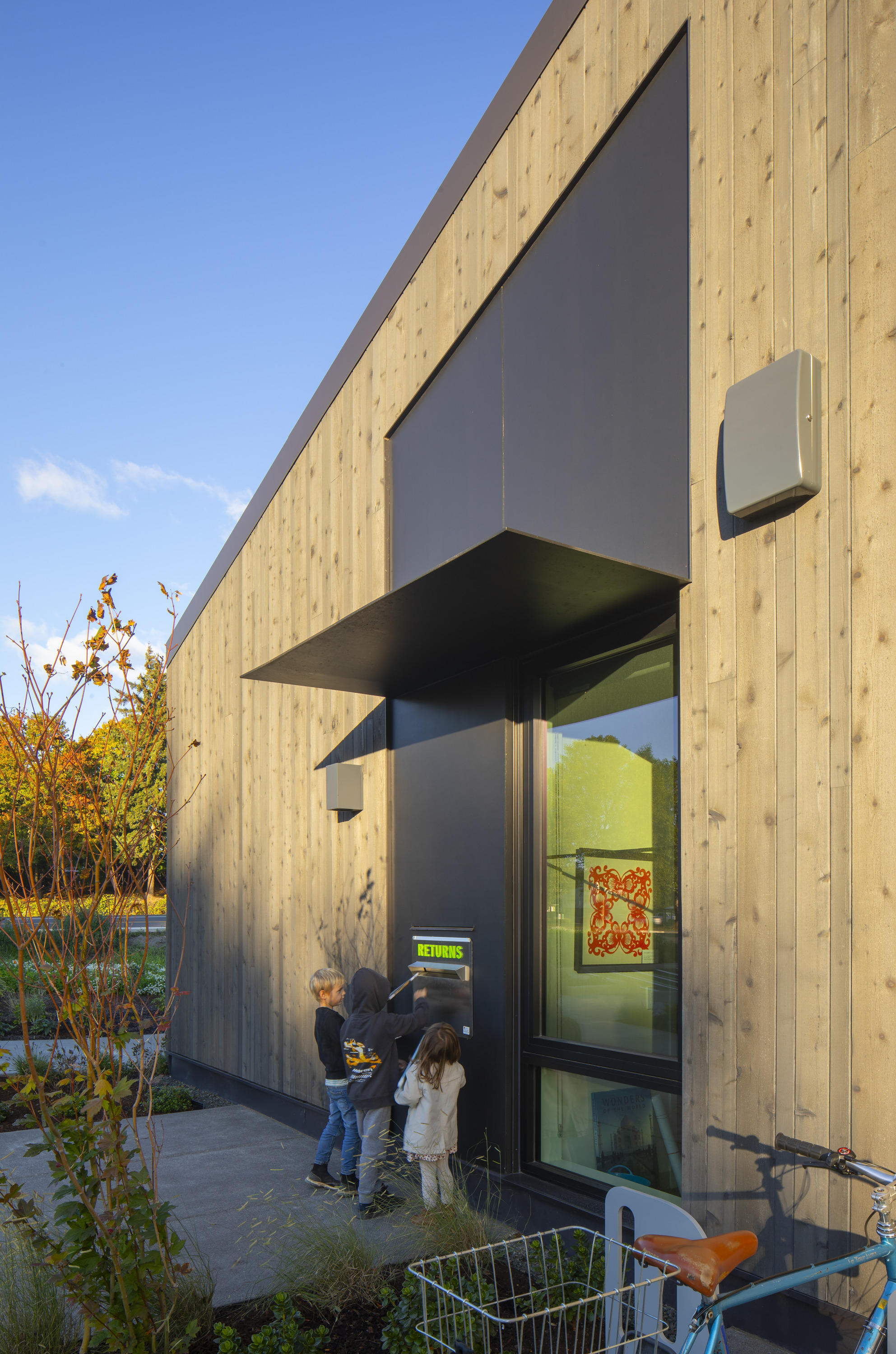 Woodland Community Library by Hacker - Architizer