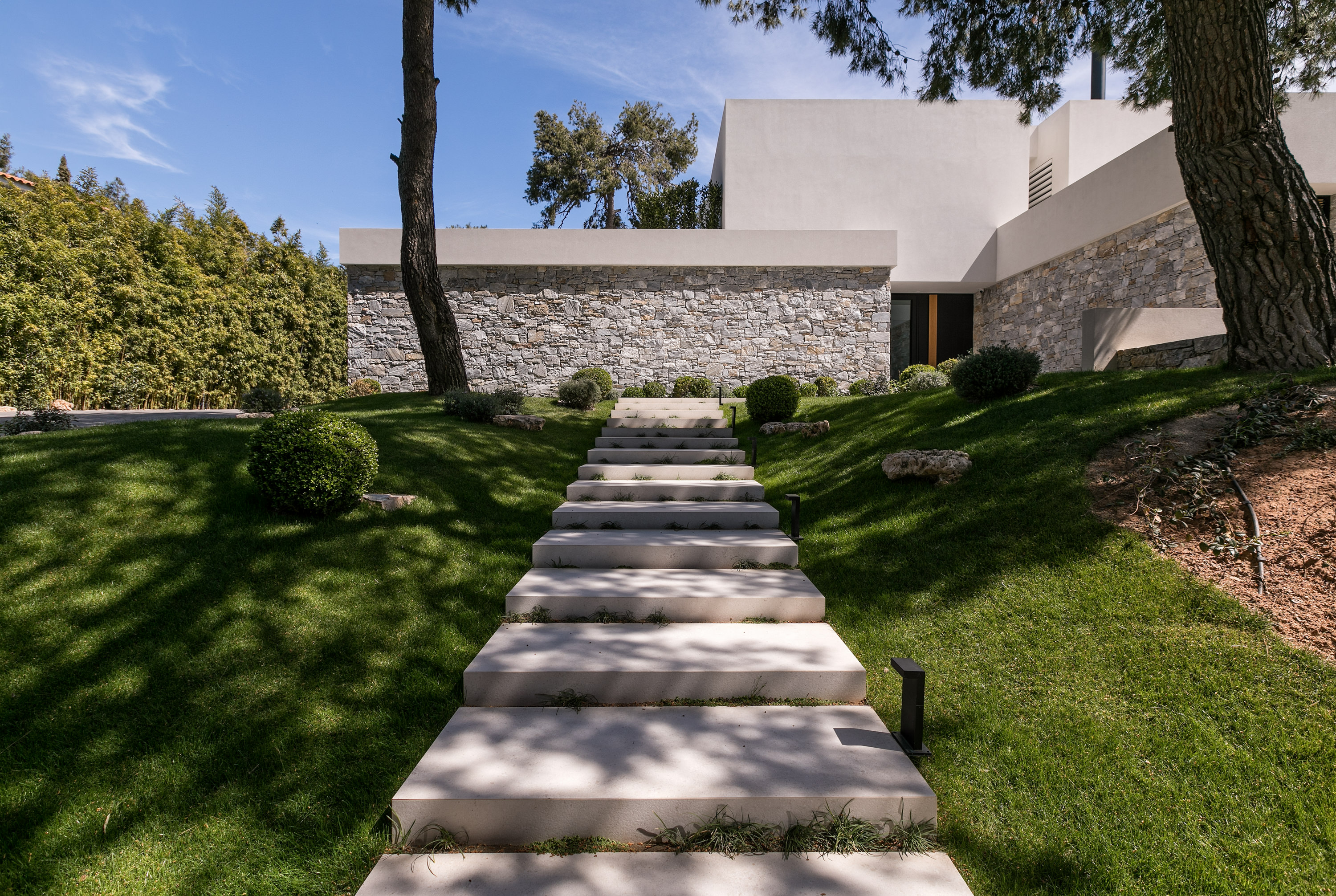 Ekali Residence: A Modernist Palimpsest Reimagined by Panos Nikolaidis ...