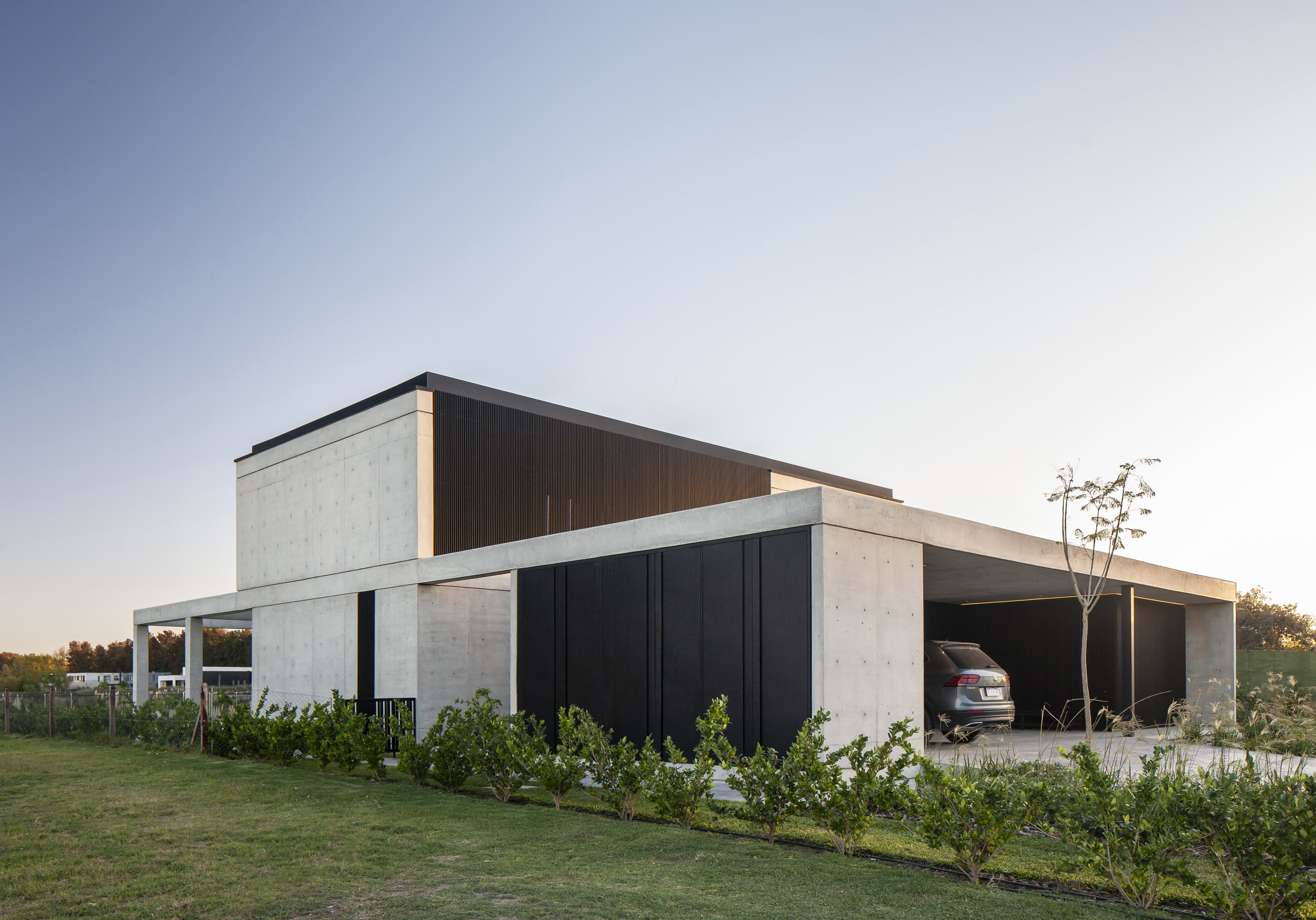 FELIX HOUSE by Estudio GMARQ - Architizer