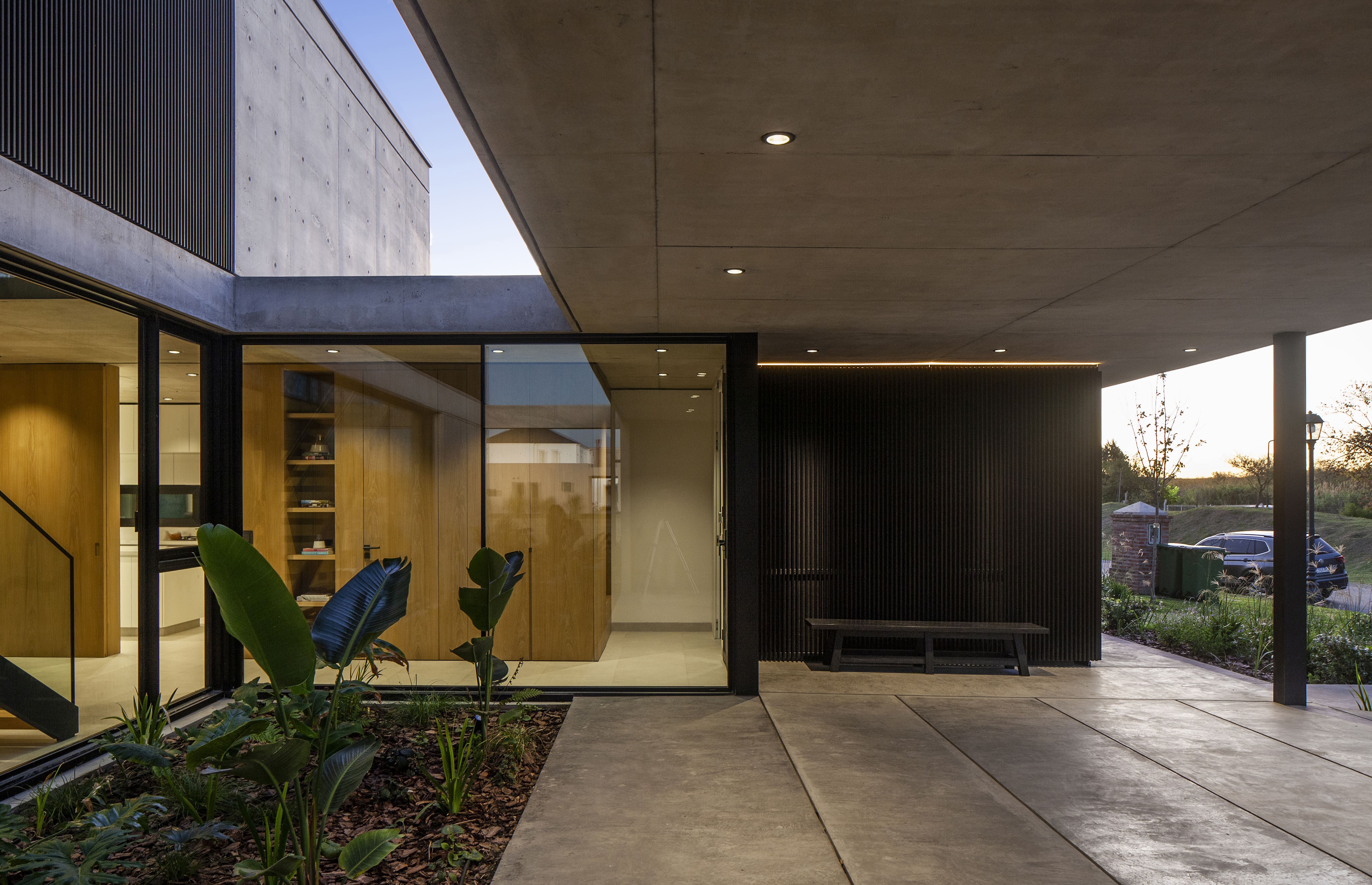 FELIX HOUSE by Estudio GMARQ - Architizer