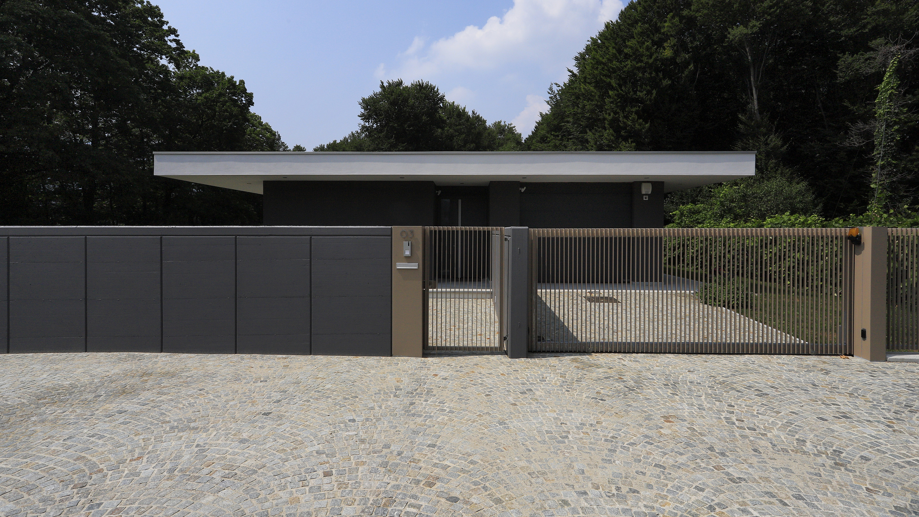 Layer House by OB|A Studio di Architettura - Architizer