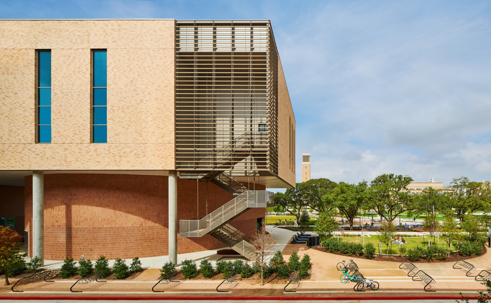 Texas A&M Innovative Learning Classroom Building by Bora Architecture ...