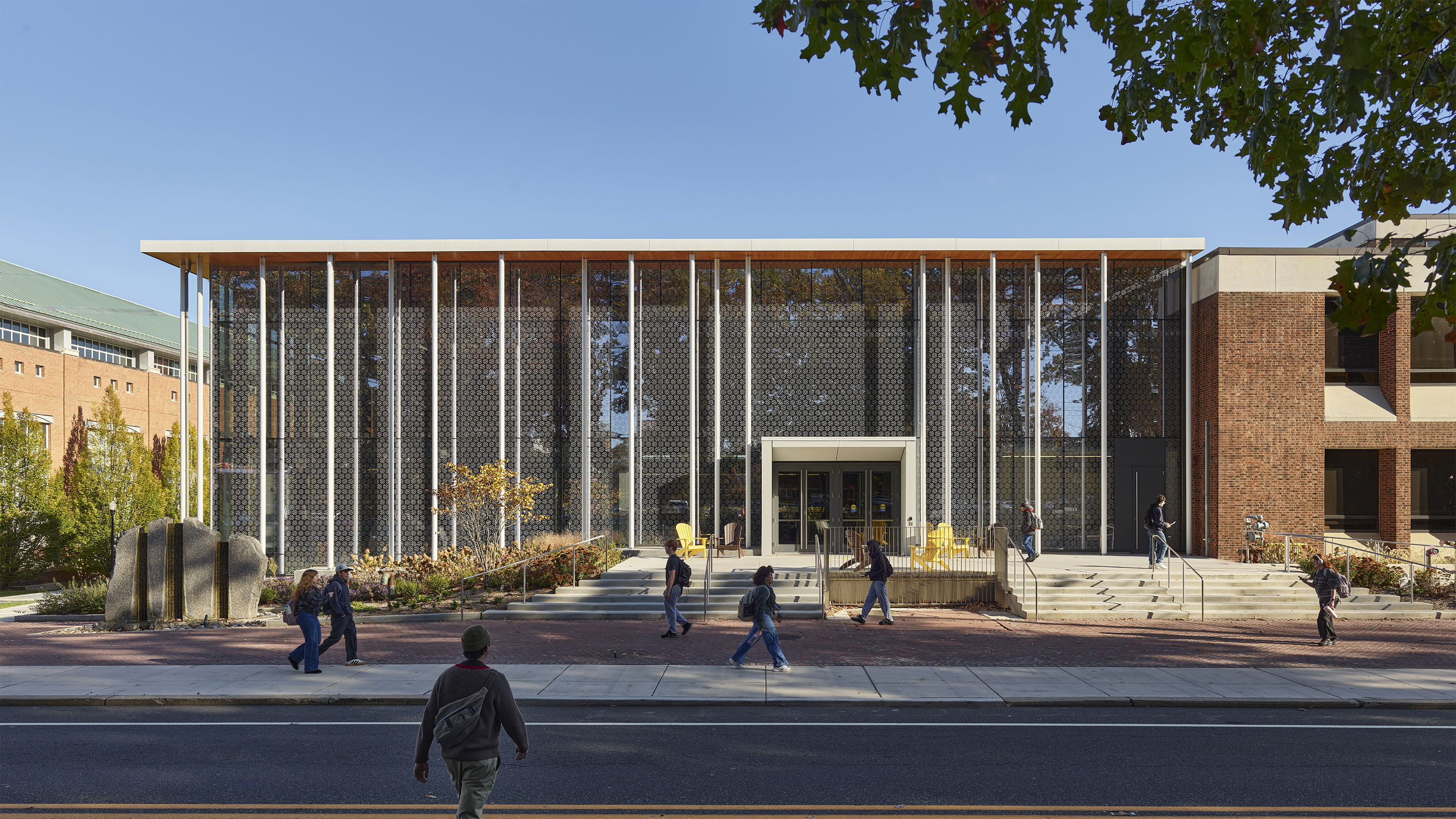 Chamberlain Student Center by ikon.5 architects - Architizer