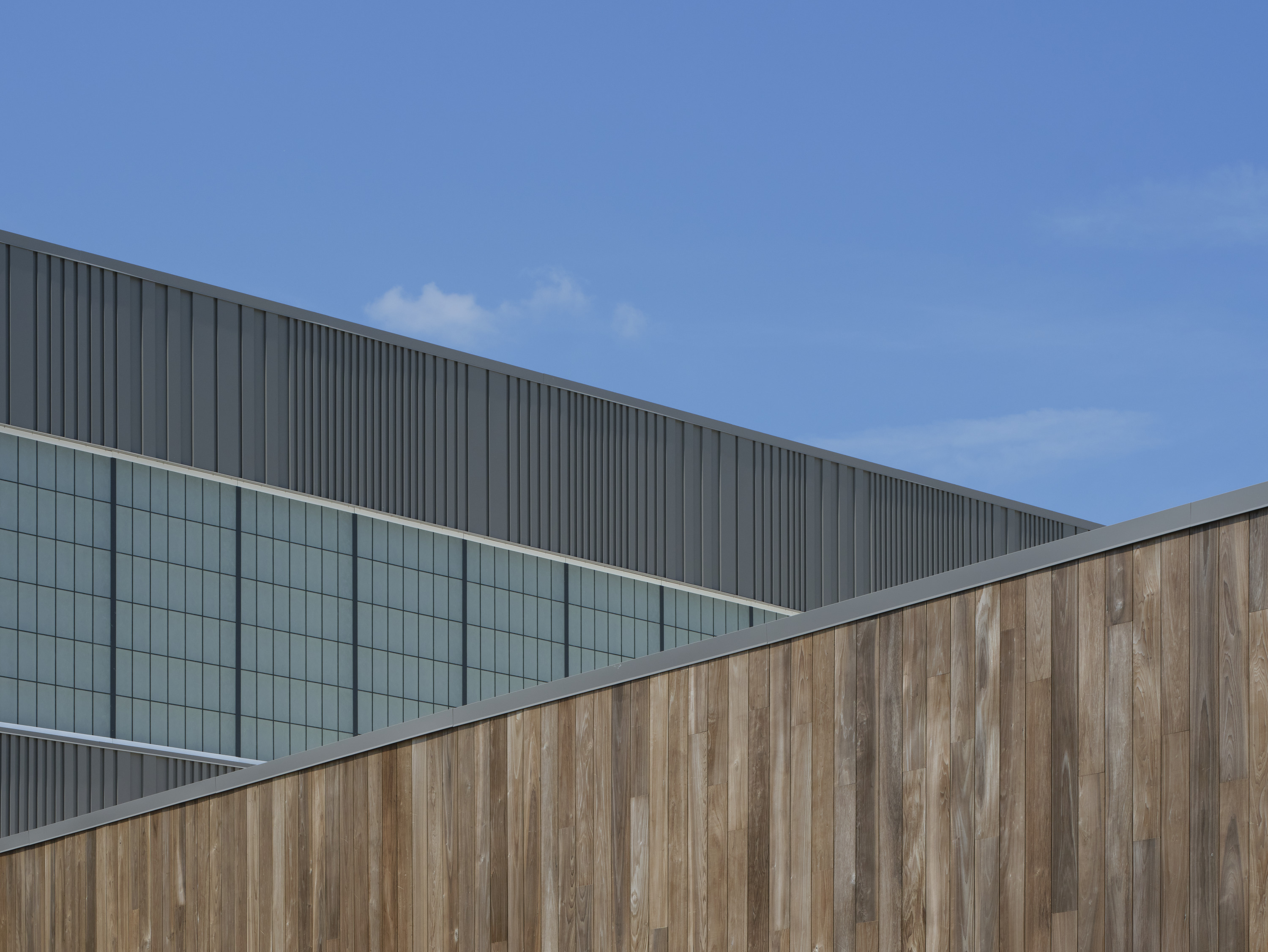 Amazon, DII5 Delivery Station by ZGF Architects - Architizer