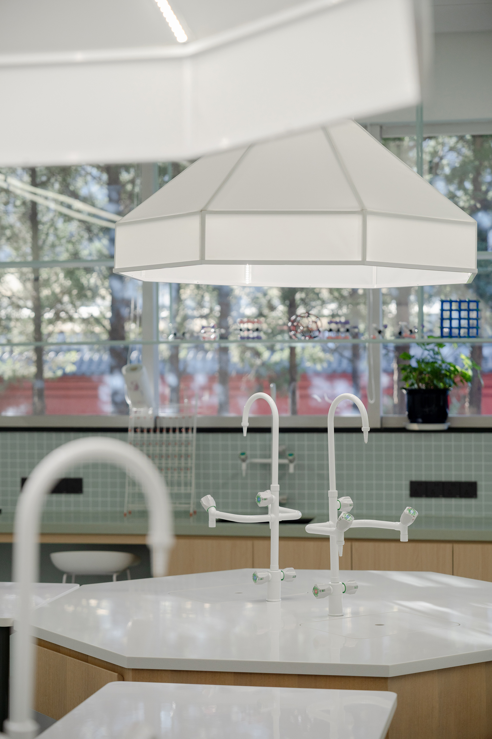 Science Laboratories at The Western Academy of Beijing by studio vapore ...