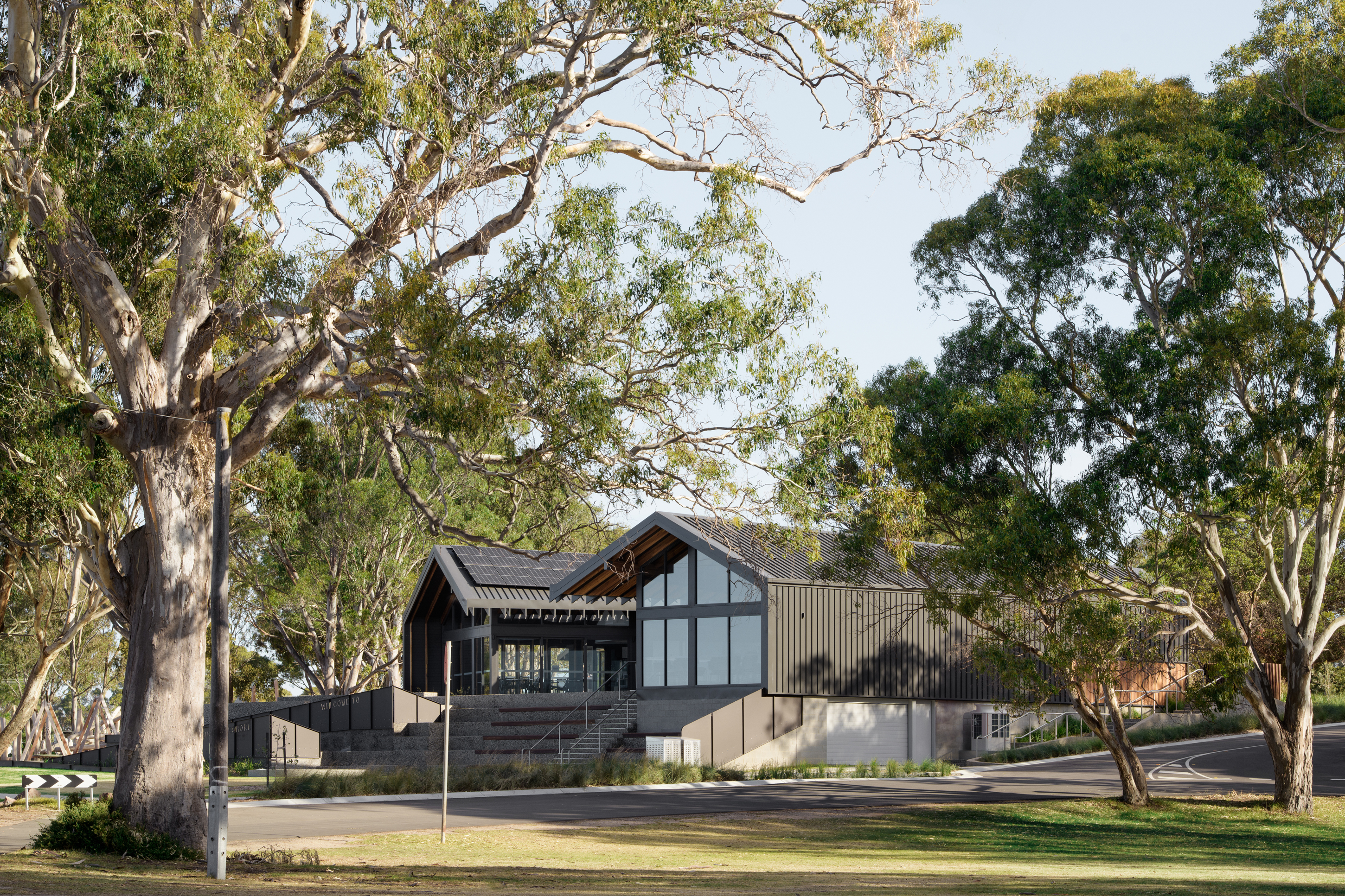 Eagle Point Foreshore Hub by Common ADR - Architizer