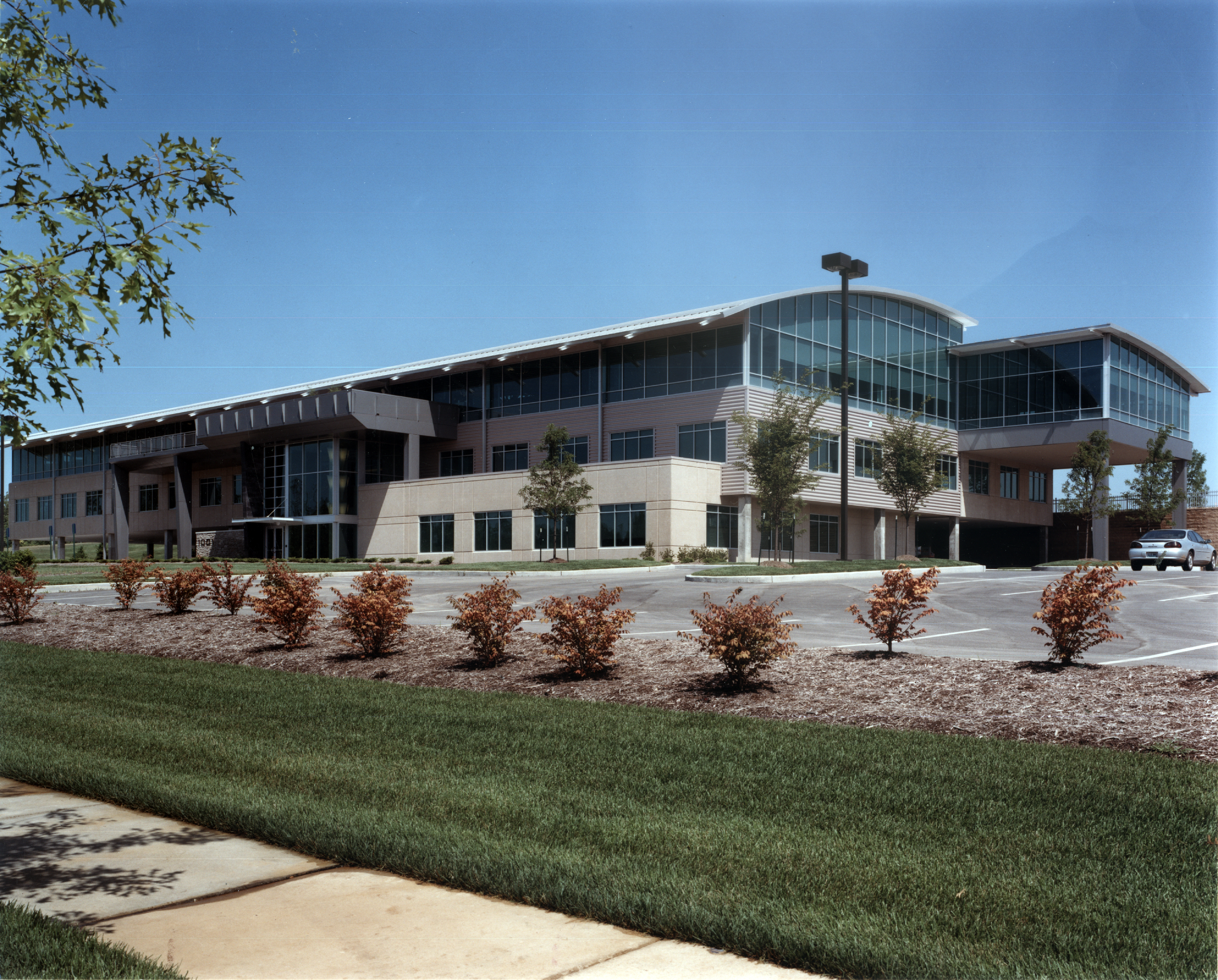 Paric and McEagle Corporate Headquarters Building and Interiors by ...
