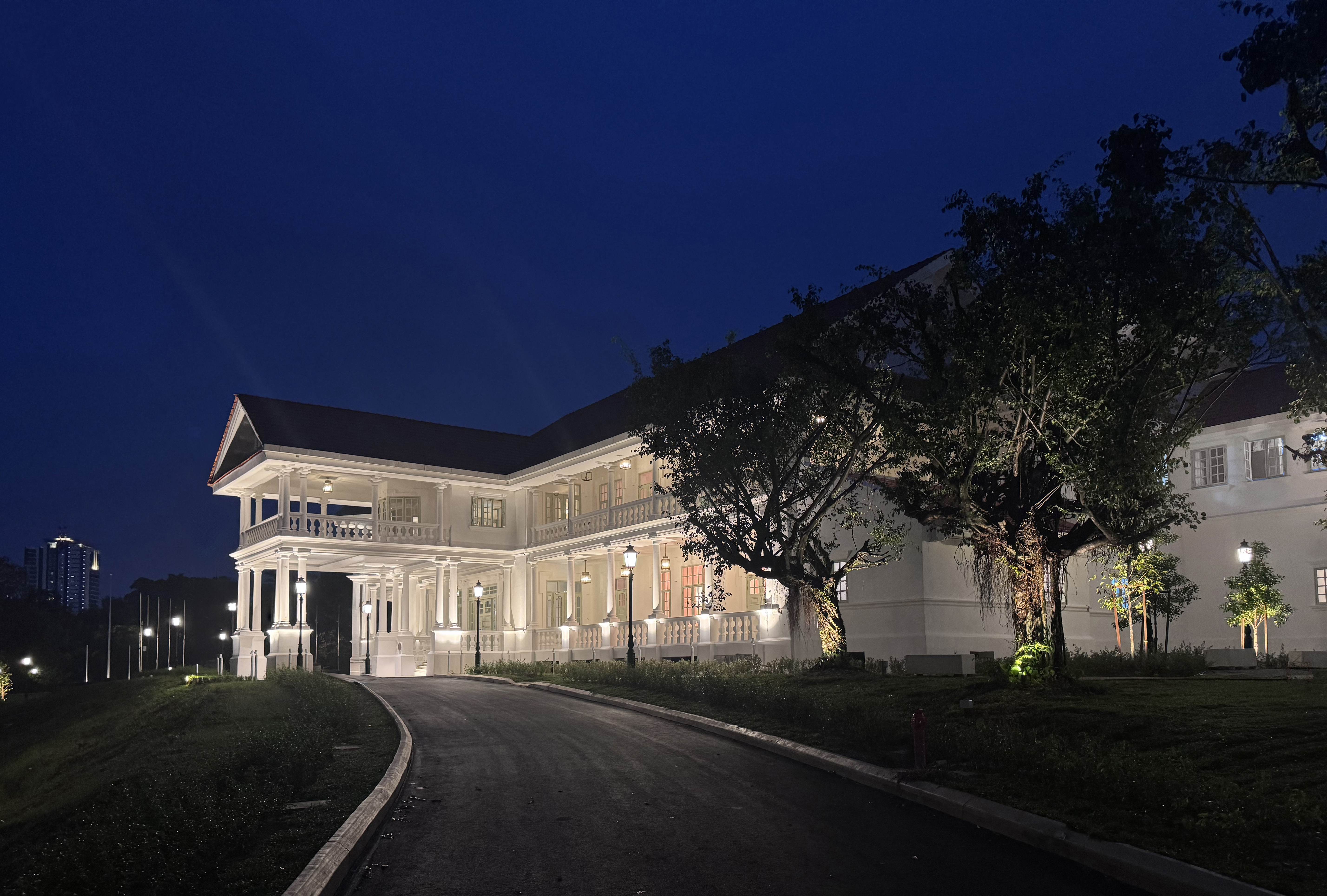 Seri Negara Restoration by HL Architecture - Architizer