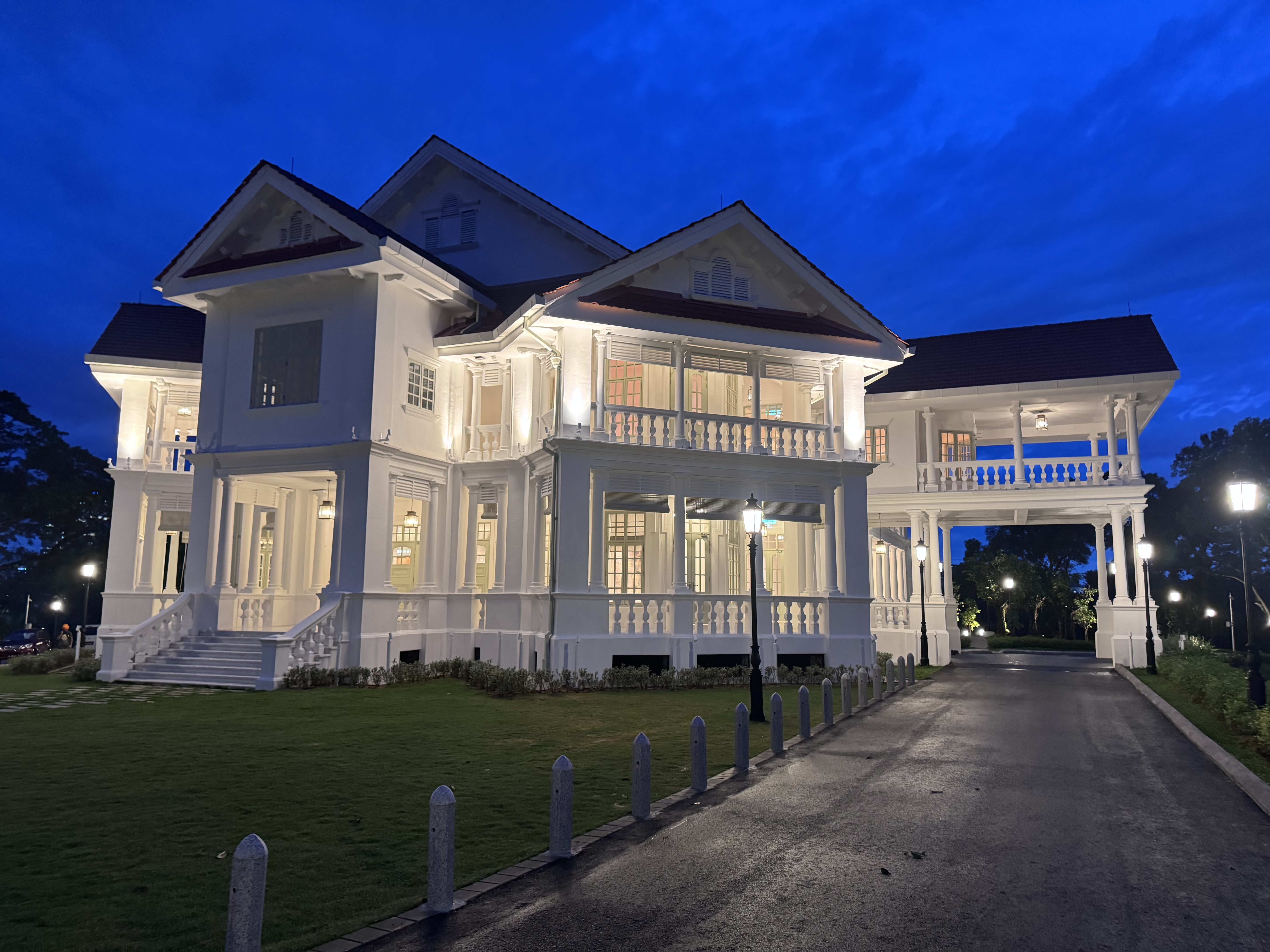 Seri Negara Restoration by HL Architecture - Architizer