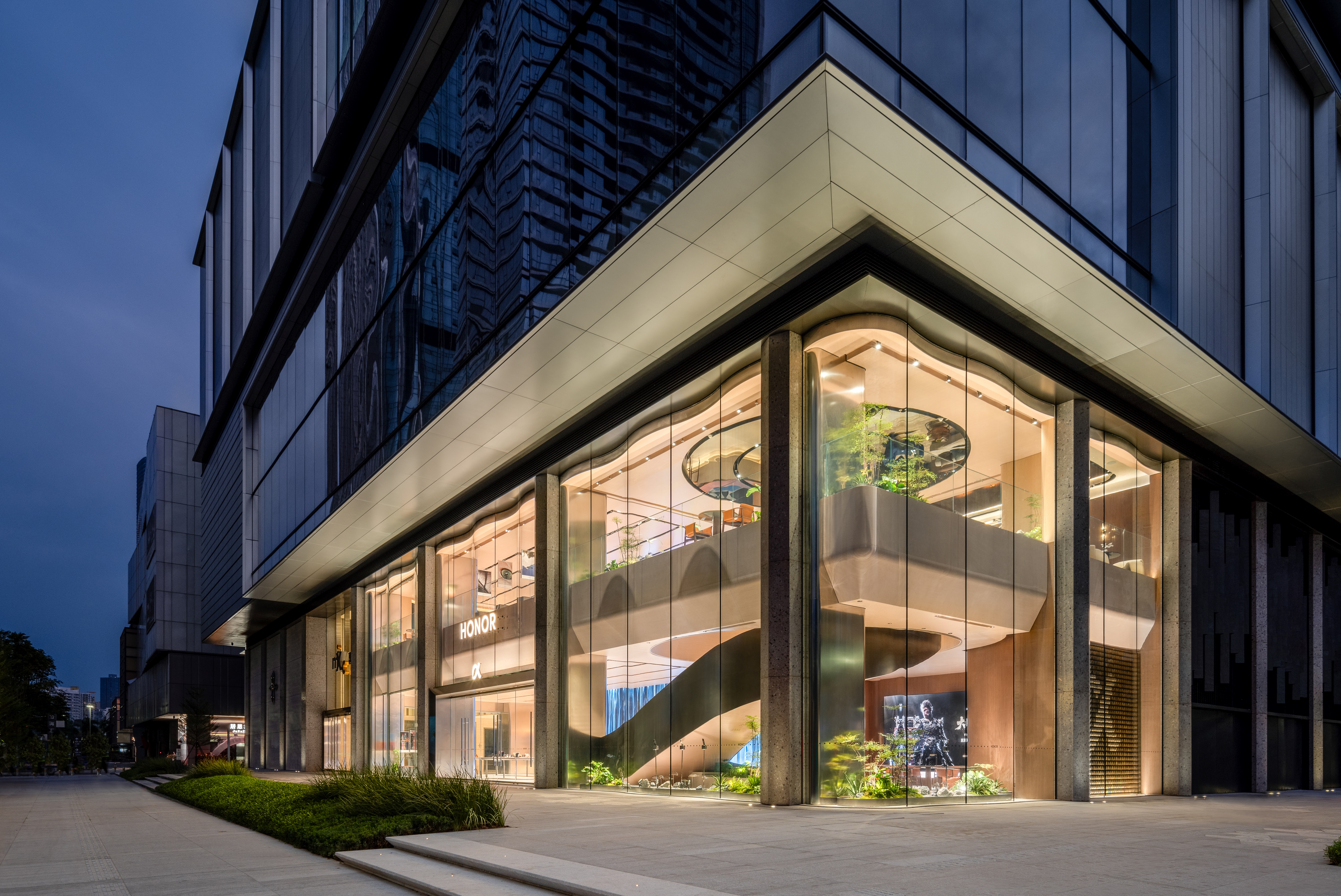 HONOR Flagship Store (MixC Shenzhen Bay) by HONOR Retail Design Studio ...