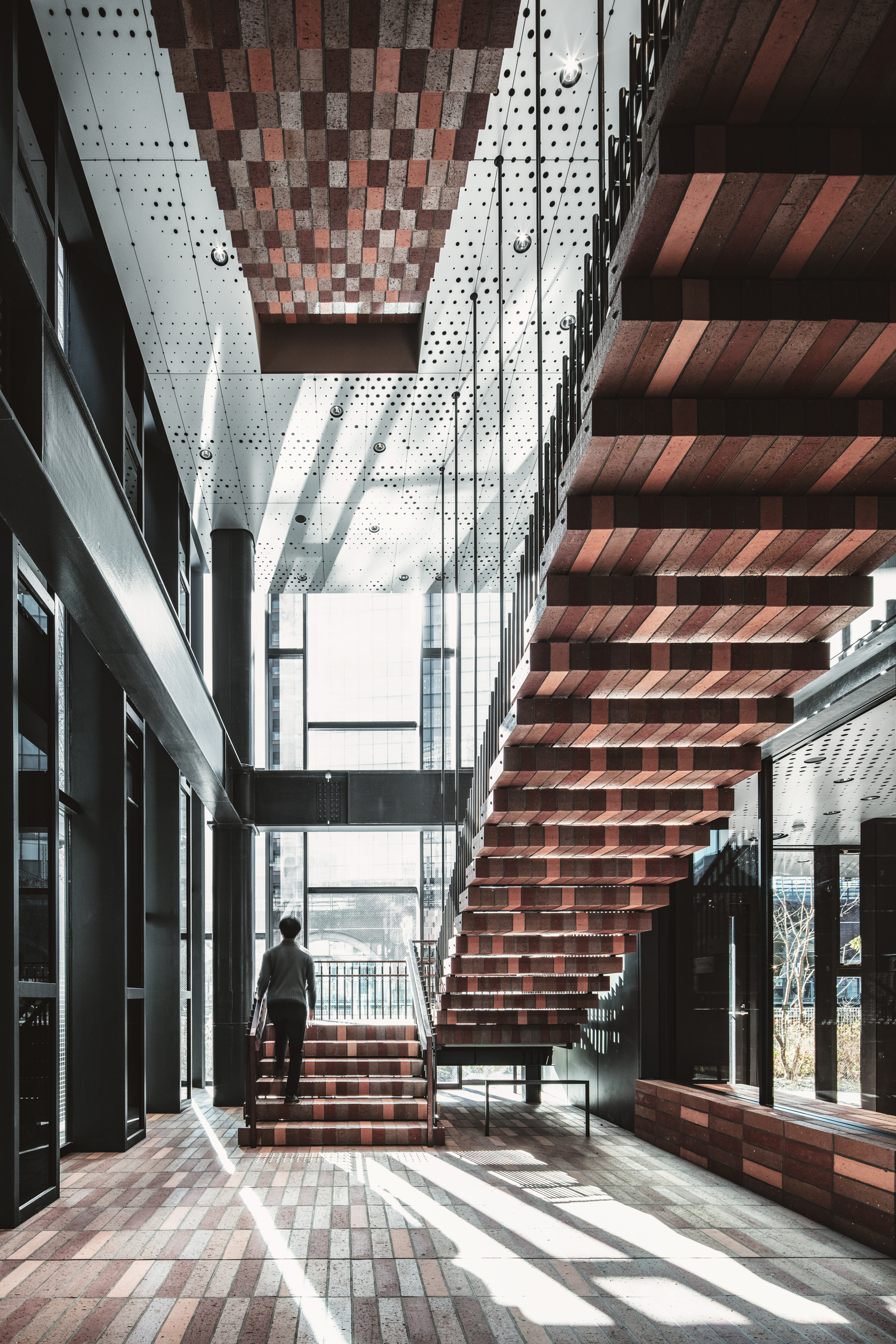 Mansei Bashi Branch Office/Citizen Hall by NIKKEN SEKKEI LTD - Architizer